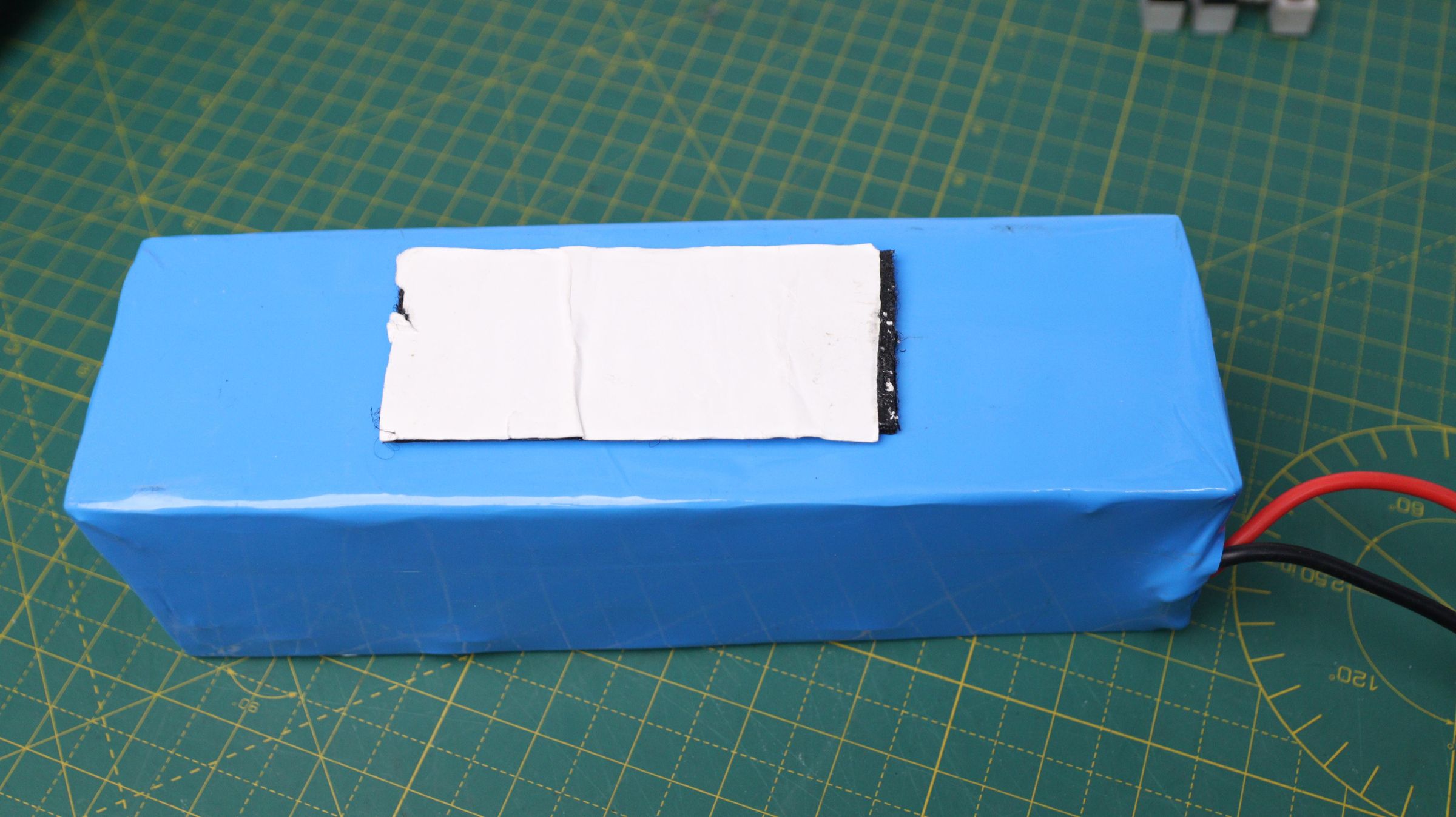 DIY Portable Solar Generator V2 : 21 Steps (with Pictures) - Instructables
