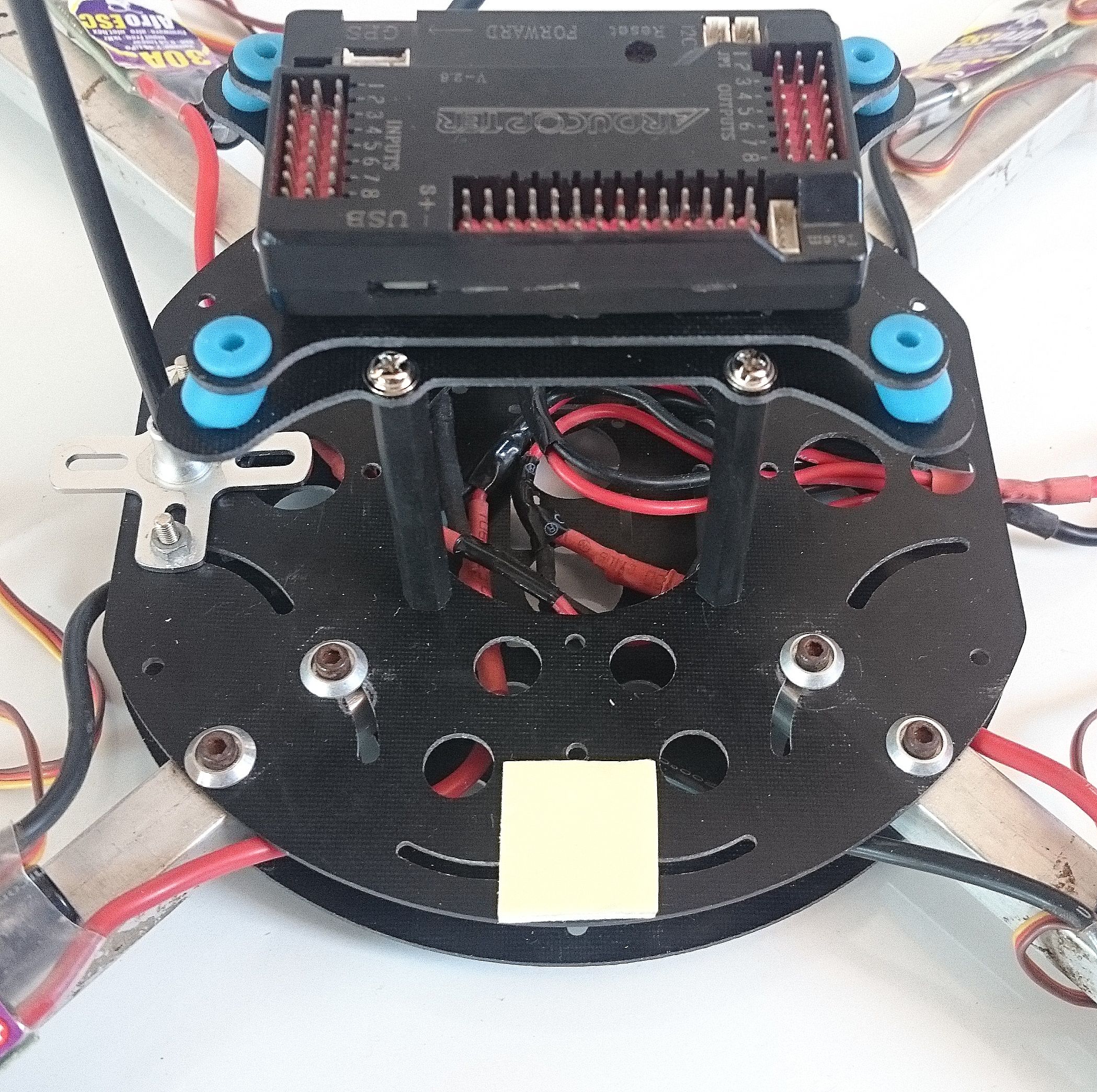 How to Build a Quadcoptor. (NTM 28-30S 800kV 300W and Arducopter APM 2. ...