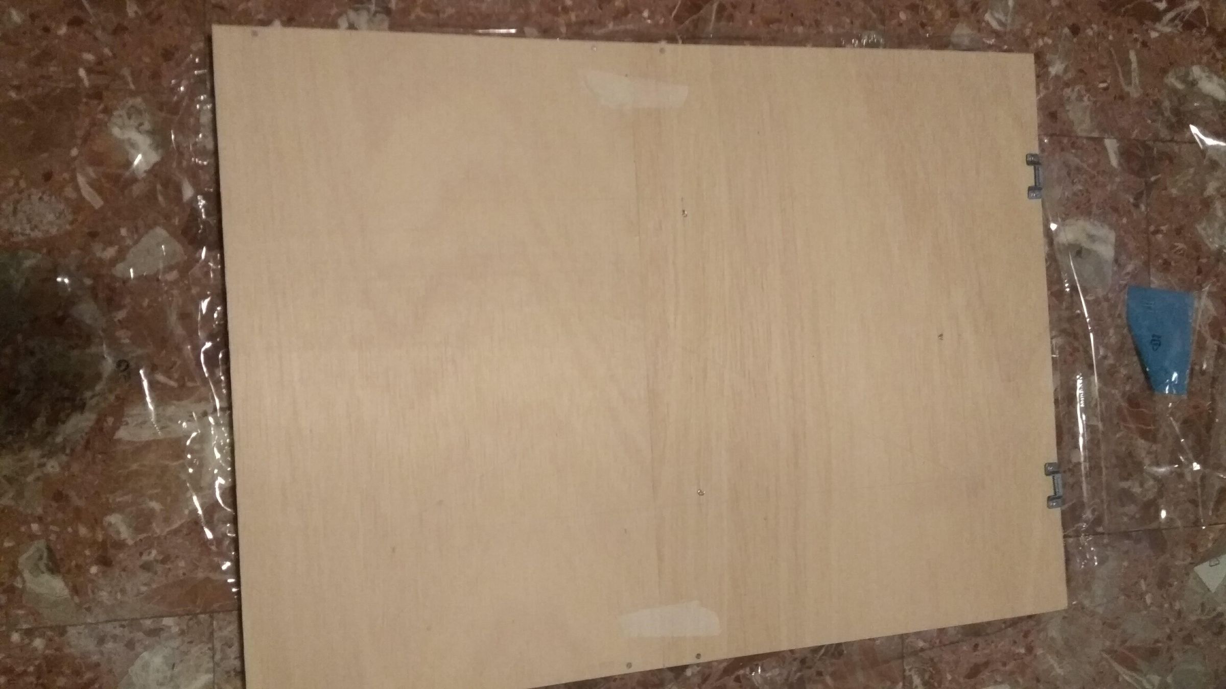 Frame to Wall Display Case : 10 Steps - Instructables