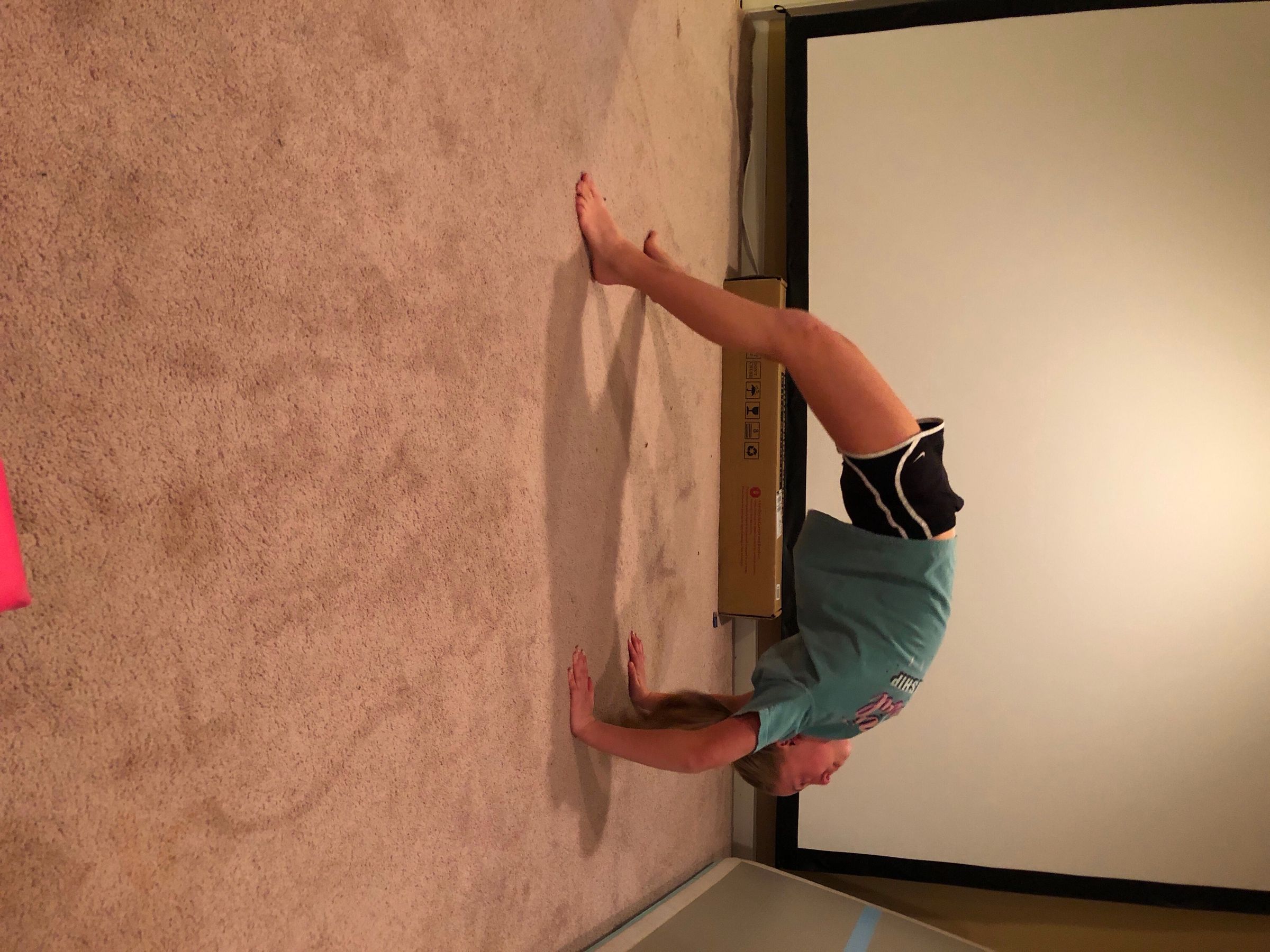 How to Do a Back Tuck : 10 Steps - Instructables