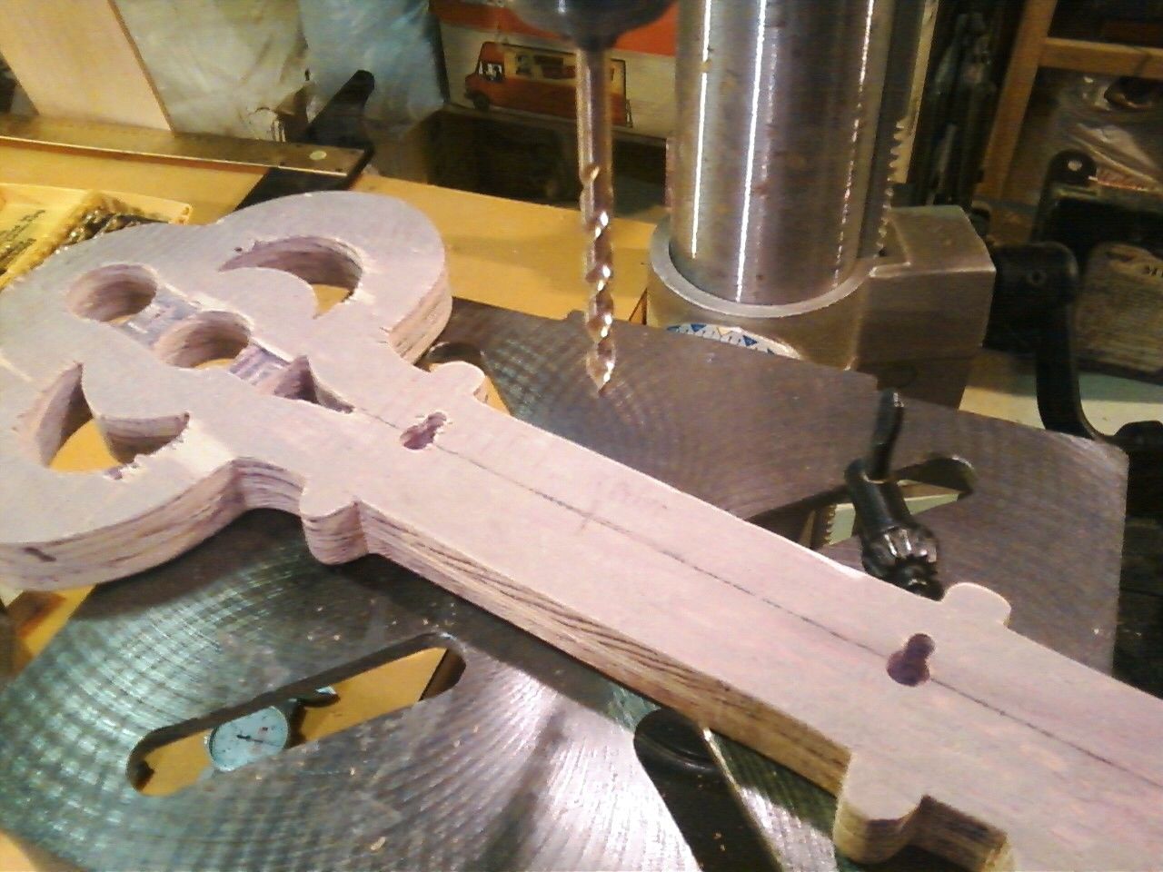 Key-Shaped Key Hanger : 7 Steps (with Pictures) - Instructables