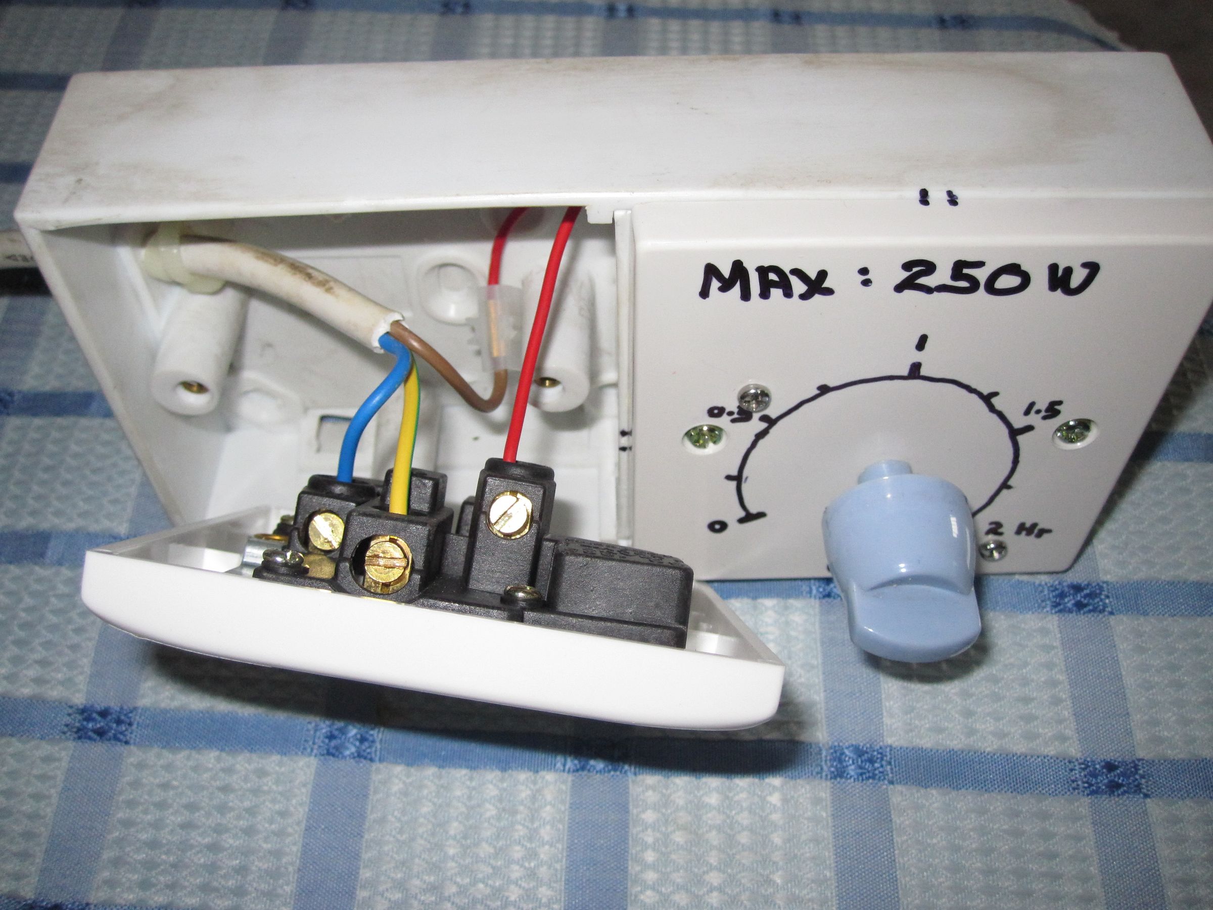 Diy Timer Switch !!! : 4 Steps (with Pictures) - Instructables