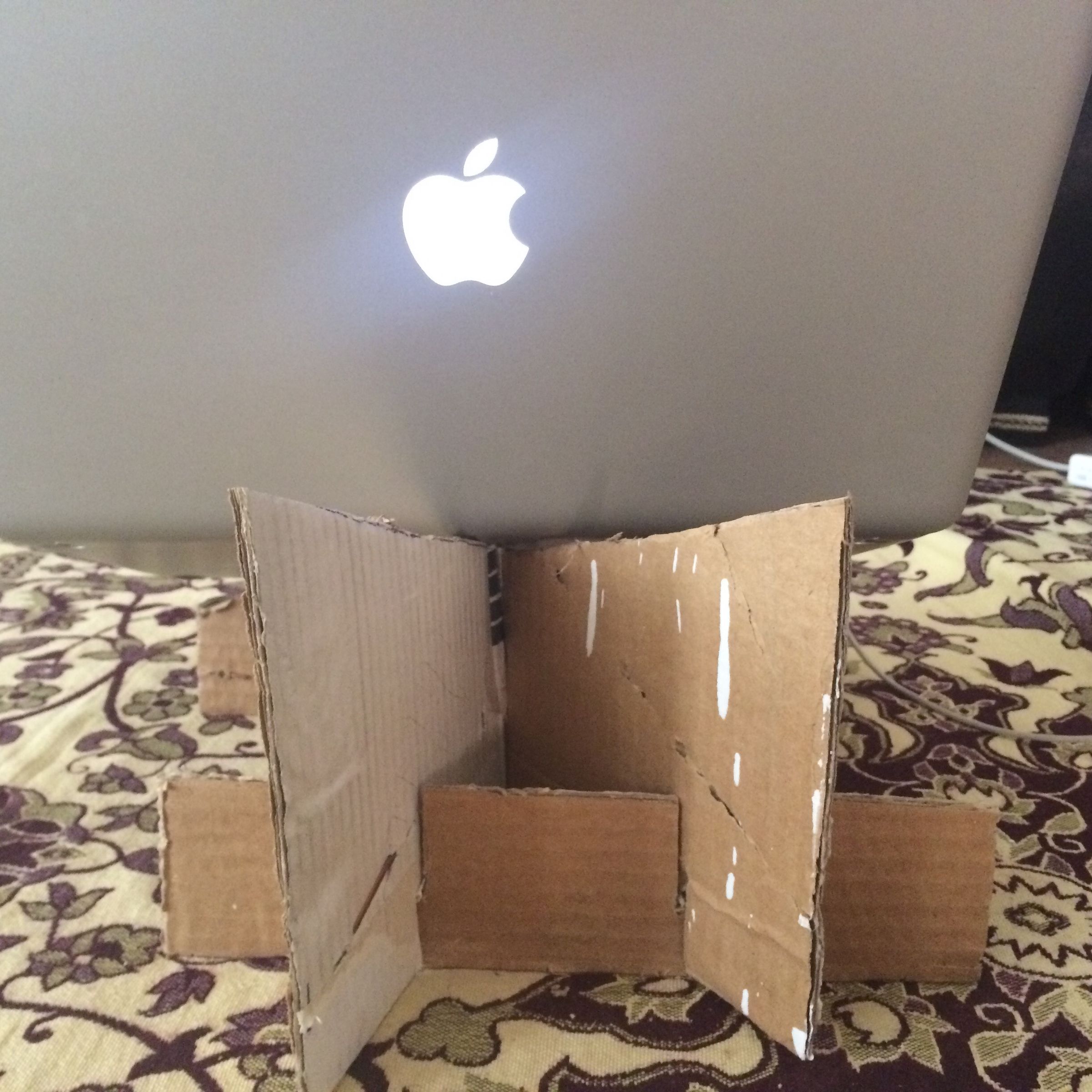 DIY Macbook Pro Retina Stand (with Pictures) - Instructables