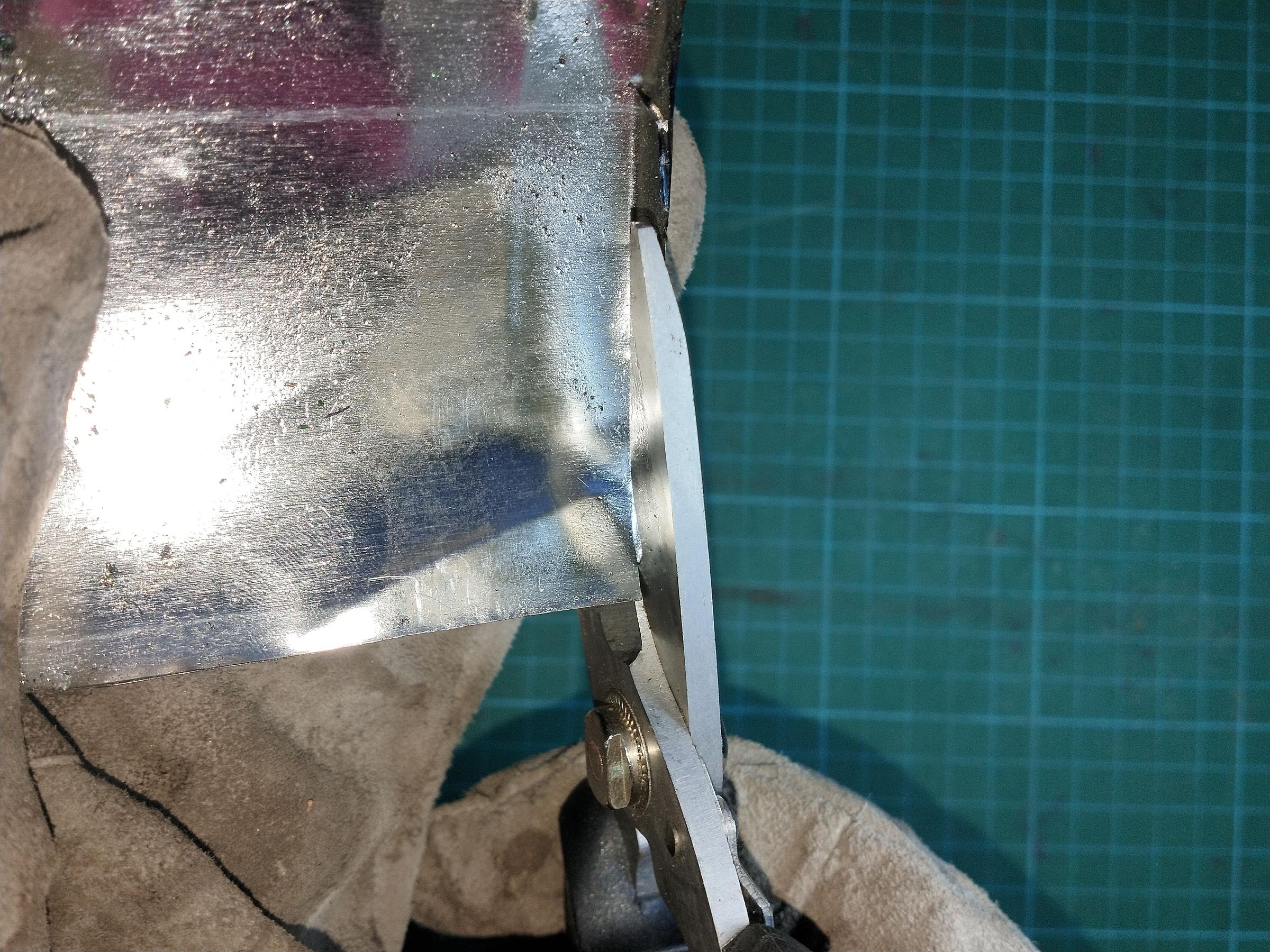 Unusual Uses for EMPTY Spray Can : 21 Steps (with Pictures) - Instructables