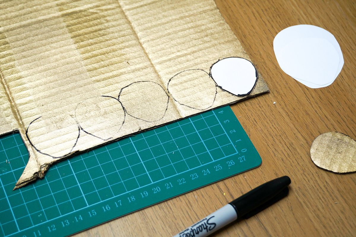 DIY Cardboard Pangolin | Sculpt an Armoured Animal With Recycled Card ...