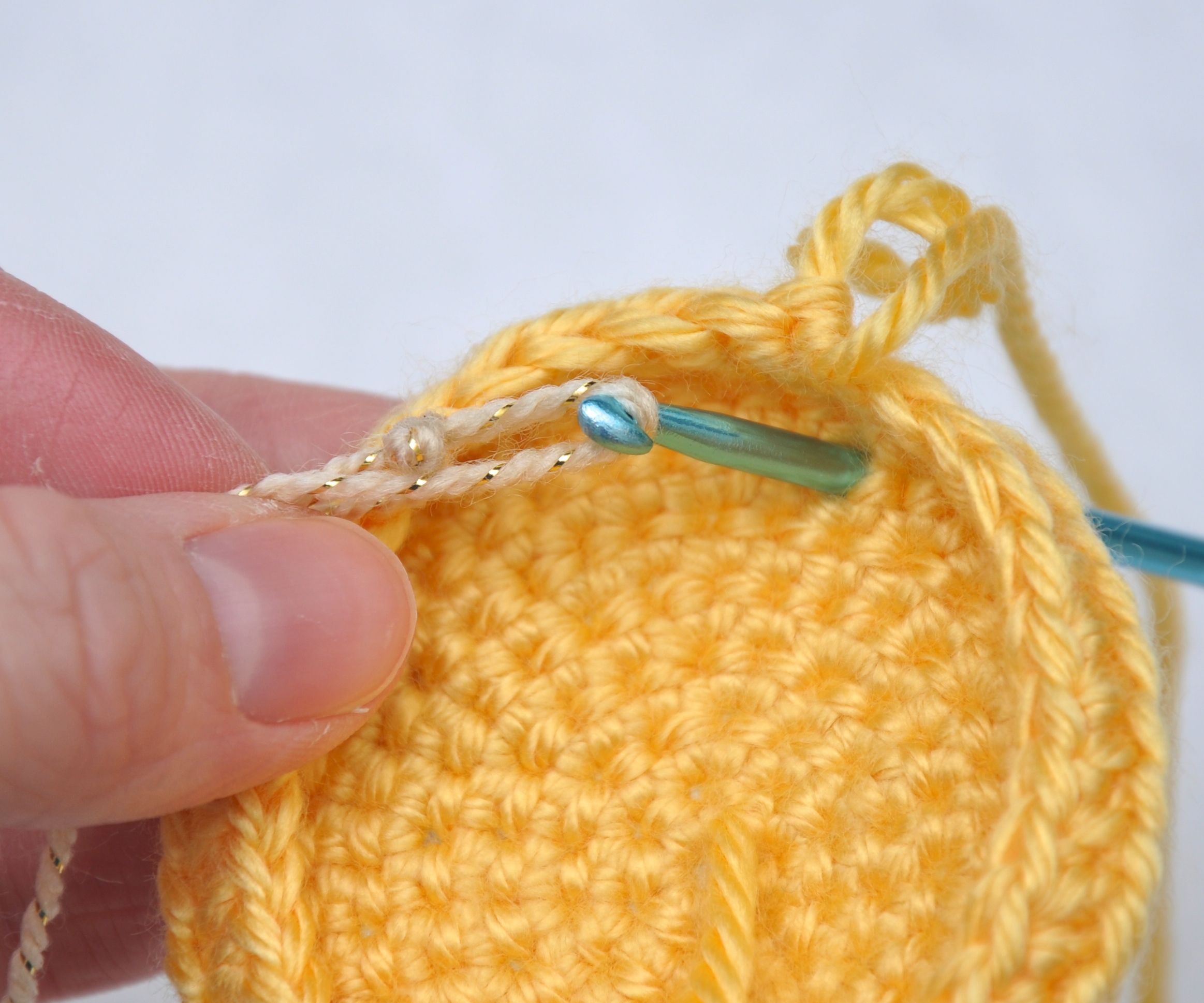 Crochet Medals : 8 Steps (with Pictures) - Instructables