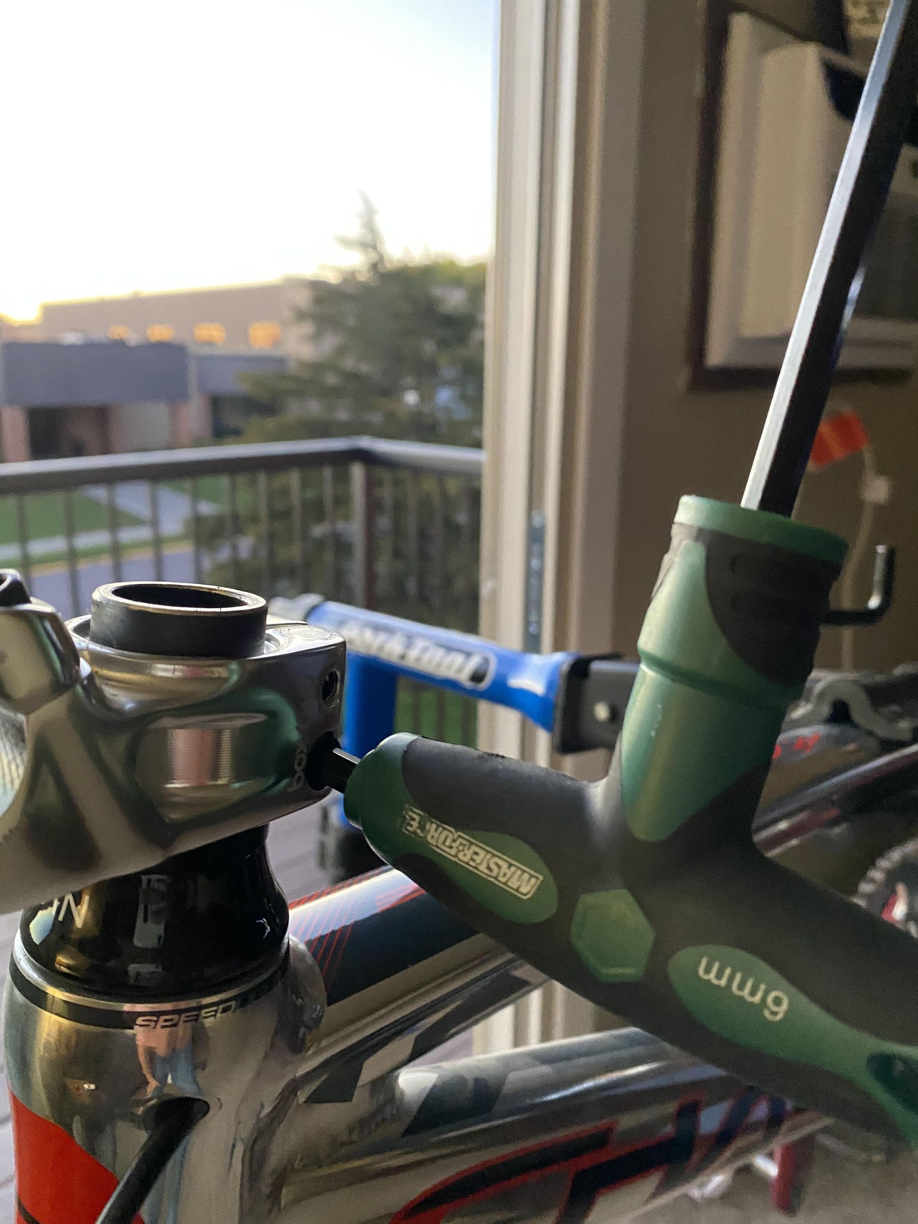 How to Disassemble a BMX Bike : 10 Steps - Instructables