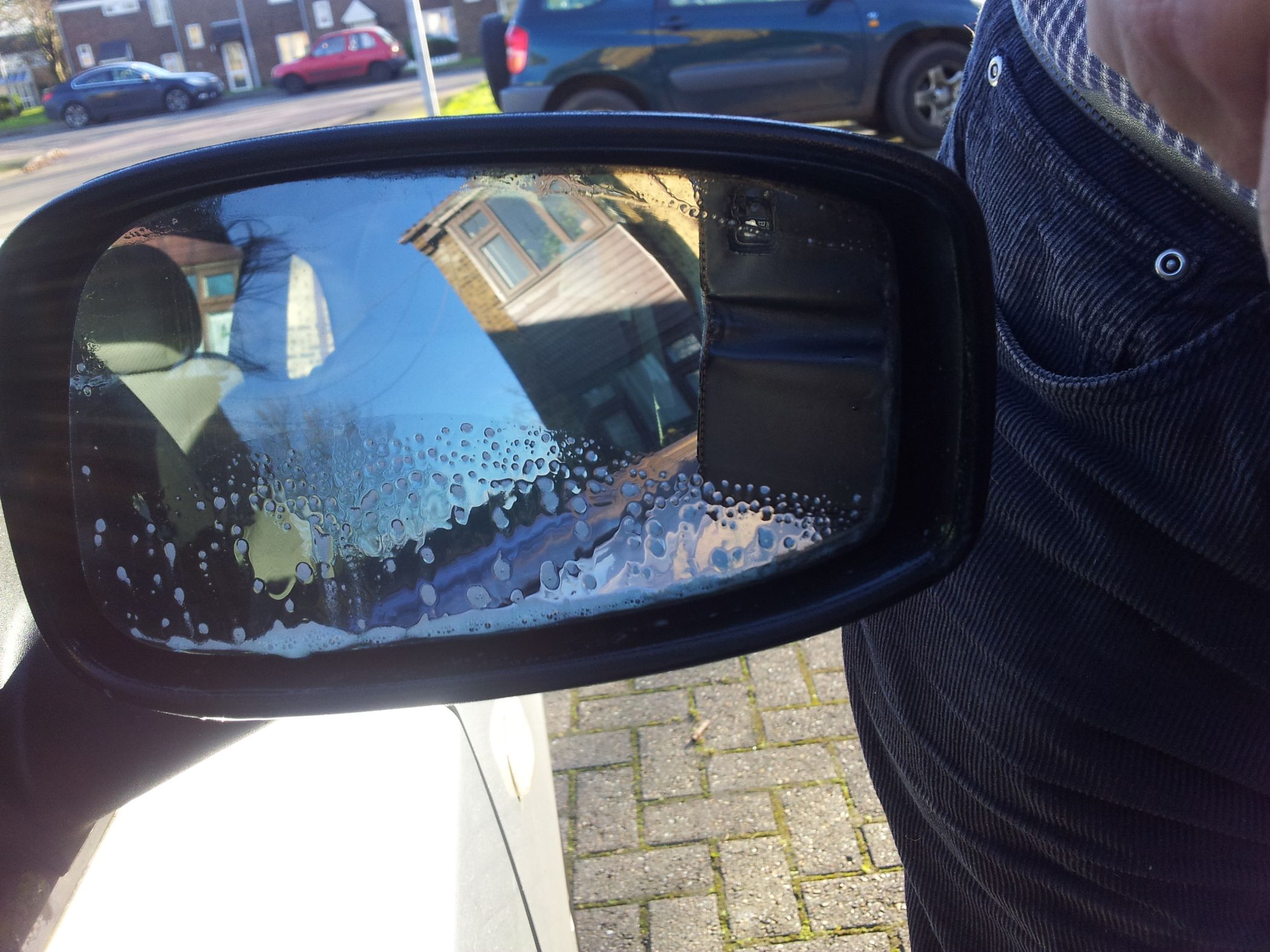 Wing Mirror Squeegee : 4 Steps - Instructables