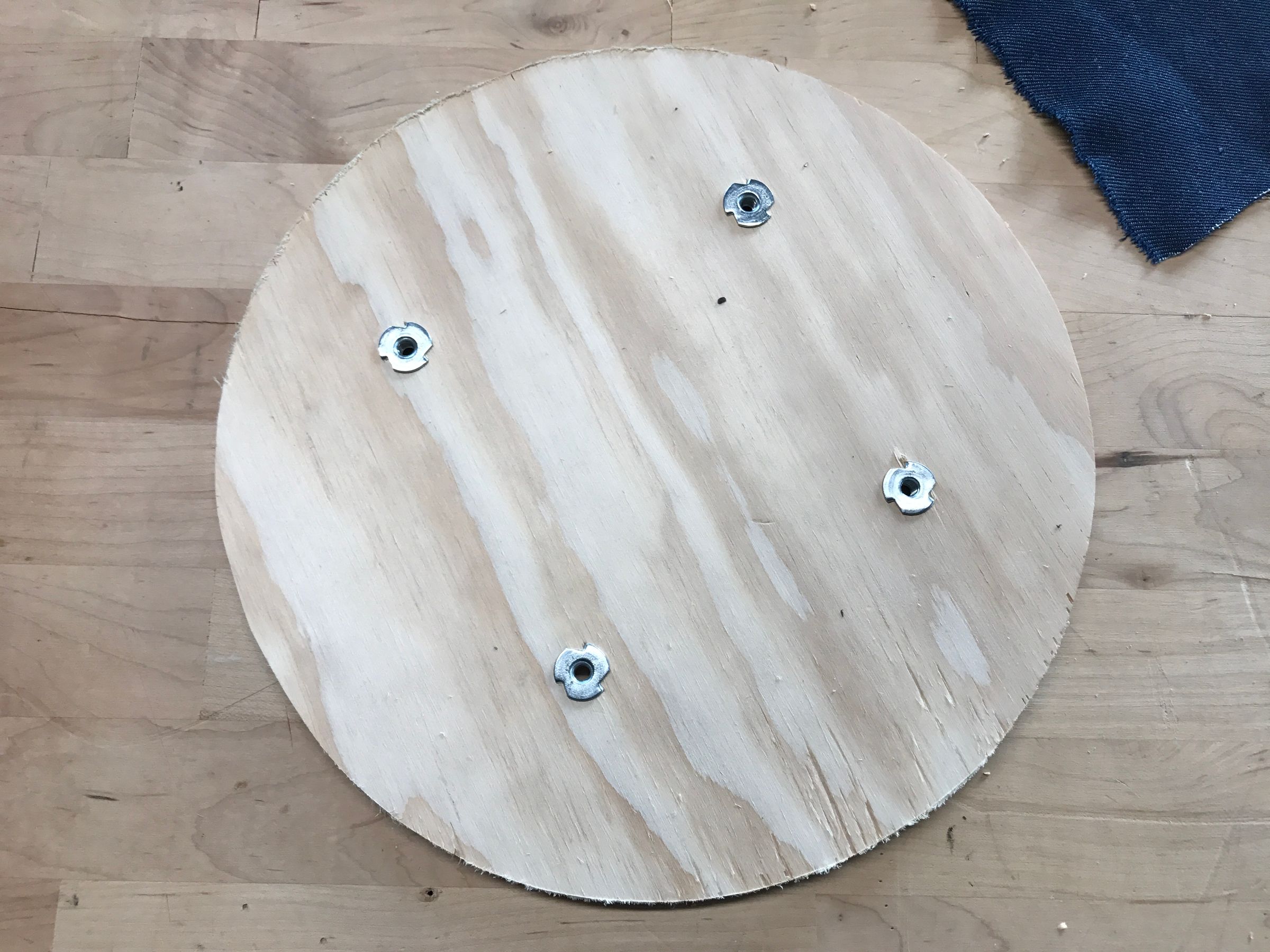 The Amazing Bucket Stool! : 5 Steps (with Pictures) - Instructables