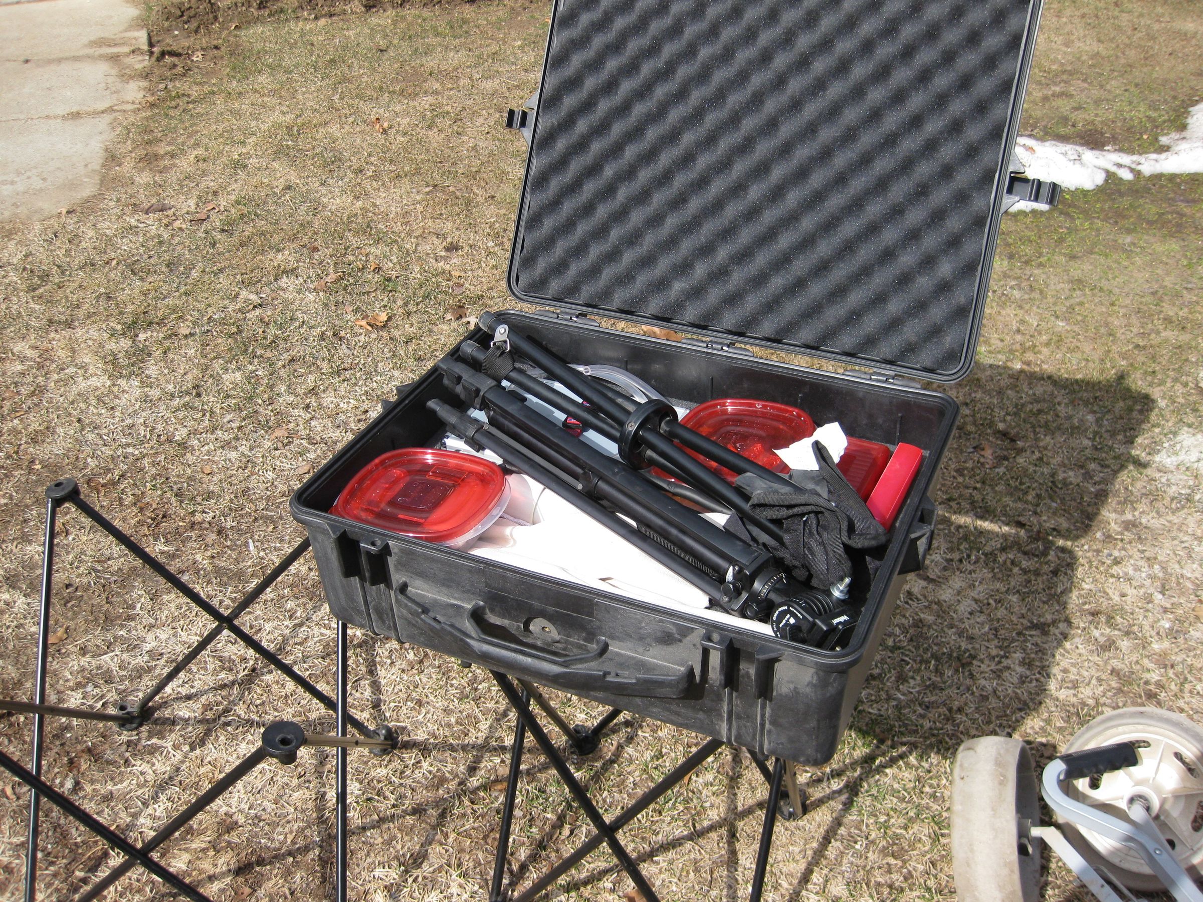 PORTABLE ANT STUDY FIELD WORKSTATION : 9 Steps - Instructables