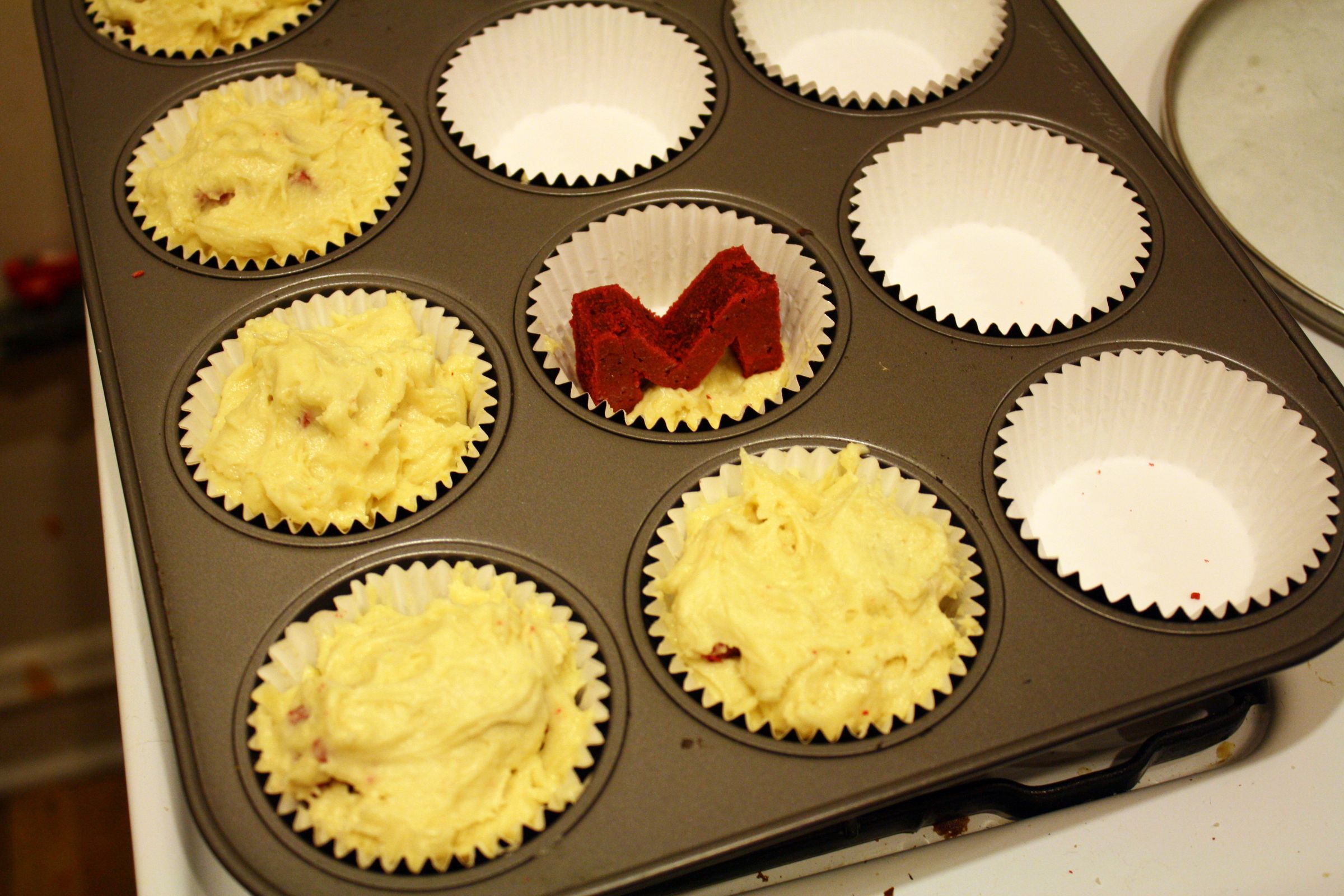 Secret Message Cupcakes! : 4 Steps (with Pictures) - Instructables