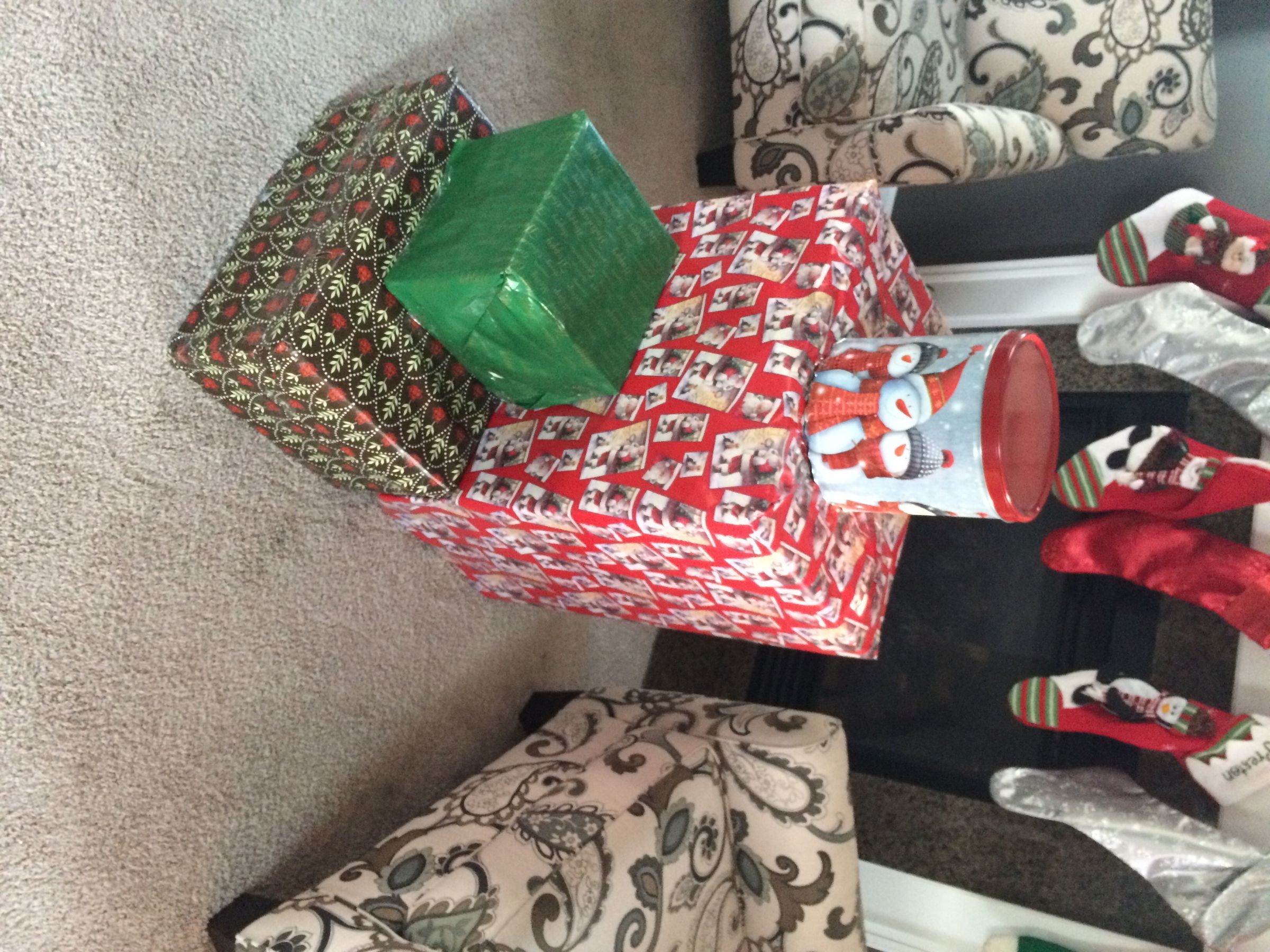 Funny Present Suit : 5 Steps (with Pictures) - Instructables