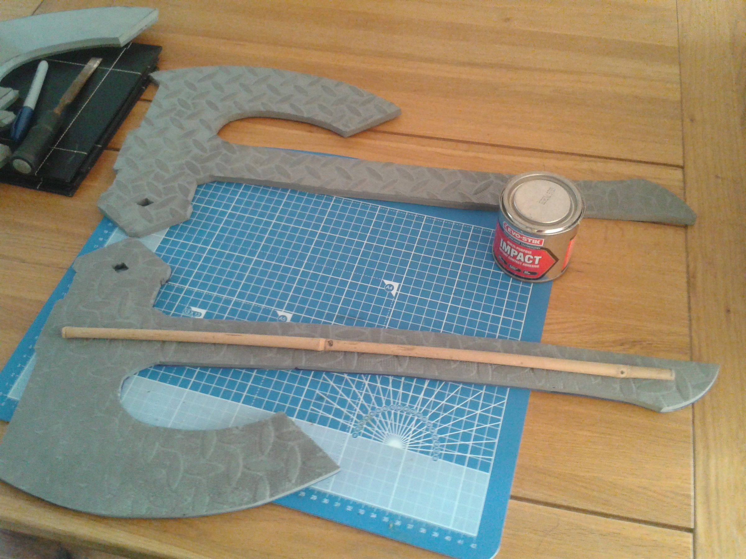 Skyrim EVA Foam Axe : 18 Steps (with Pictures) - Instructables