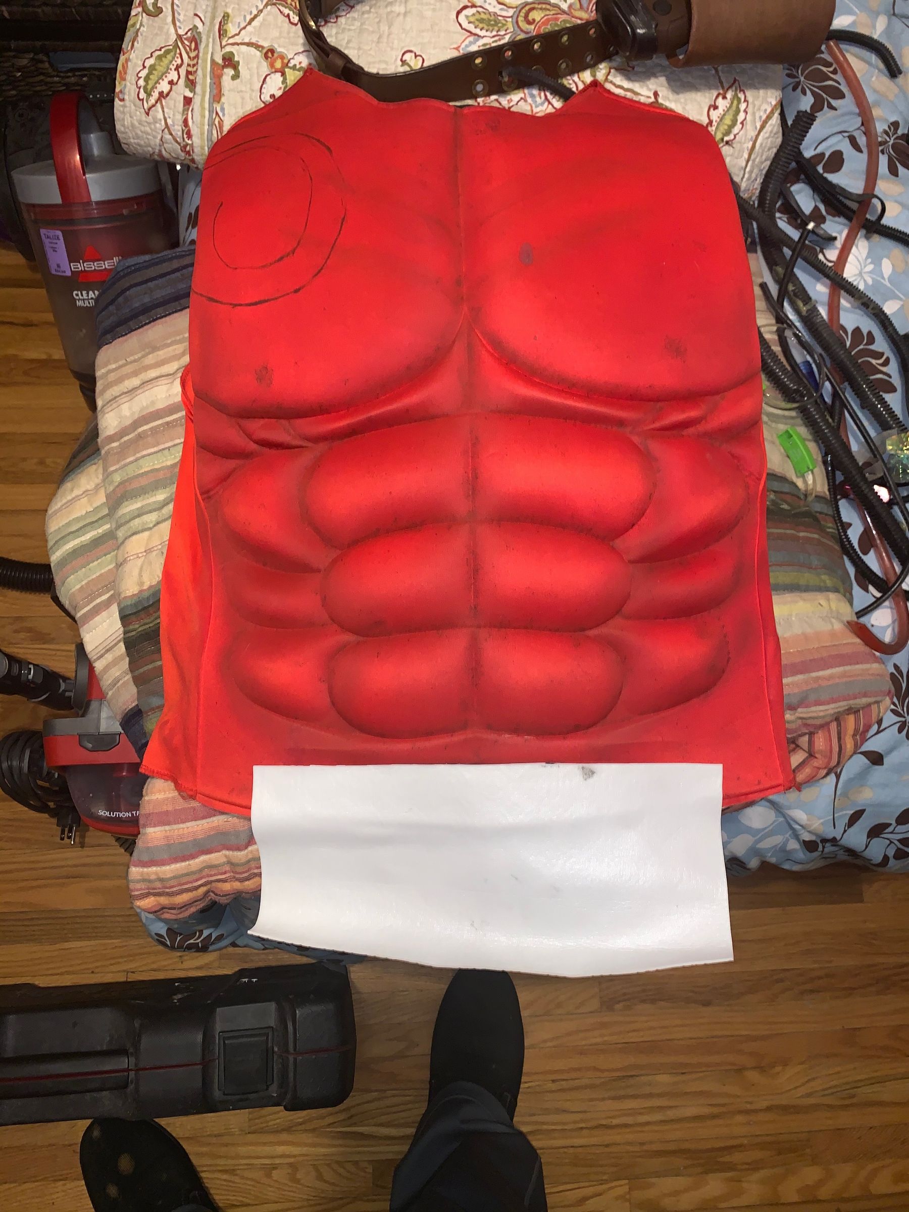 Hellboy Costume : 4 Steps - Instructables