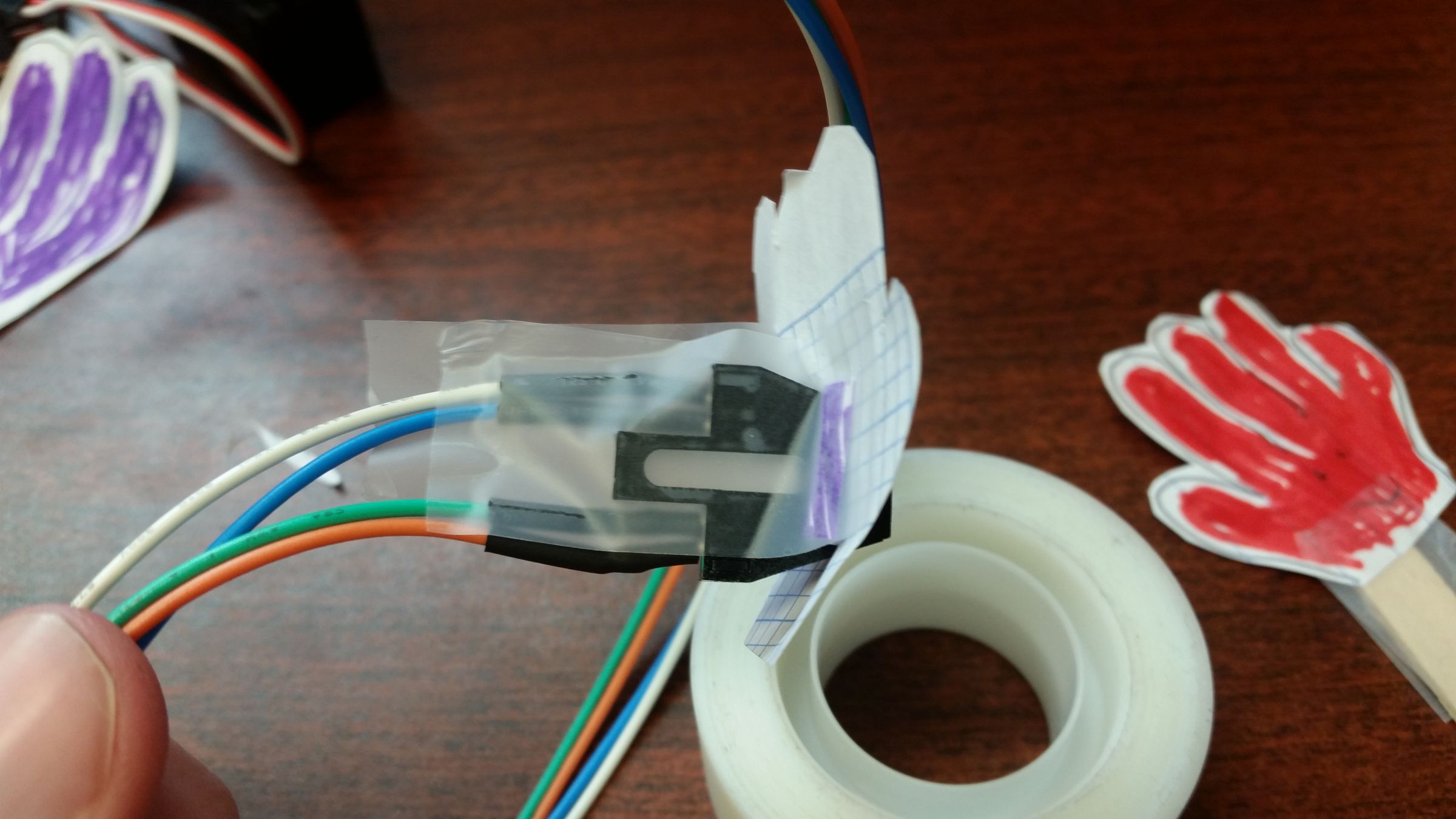 High Five Robot : 10 Steps - Instructables