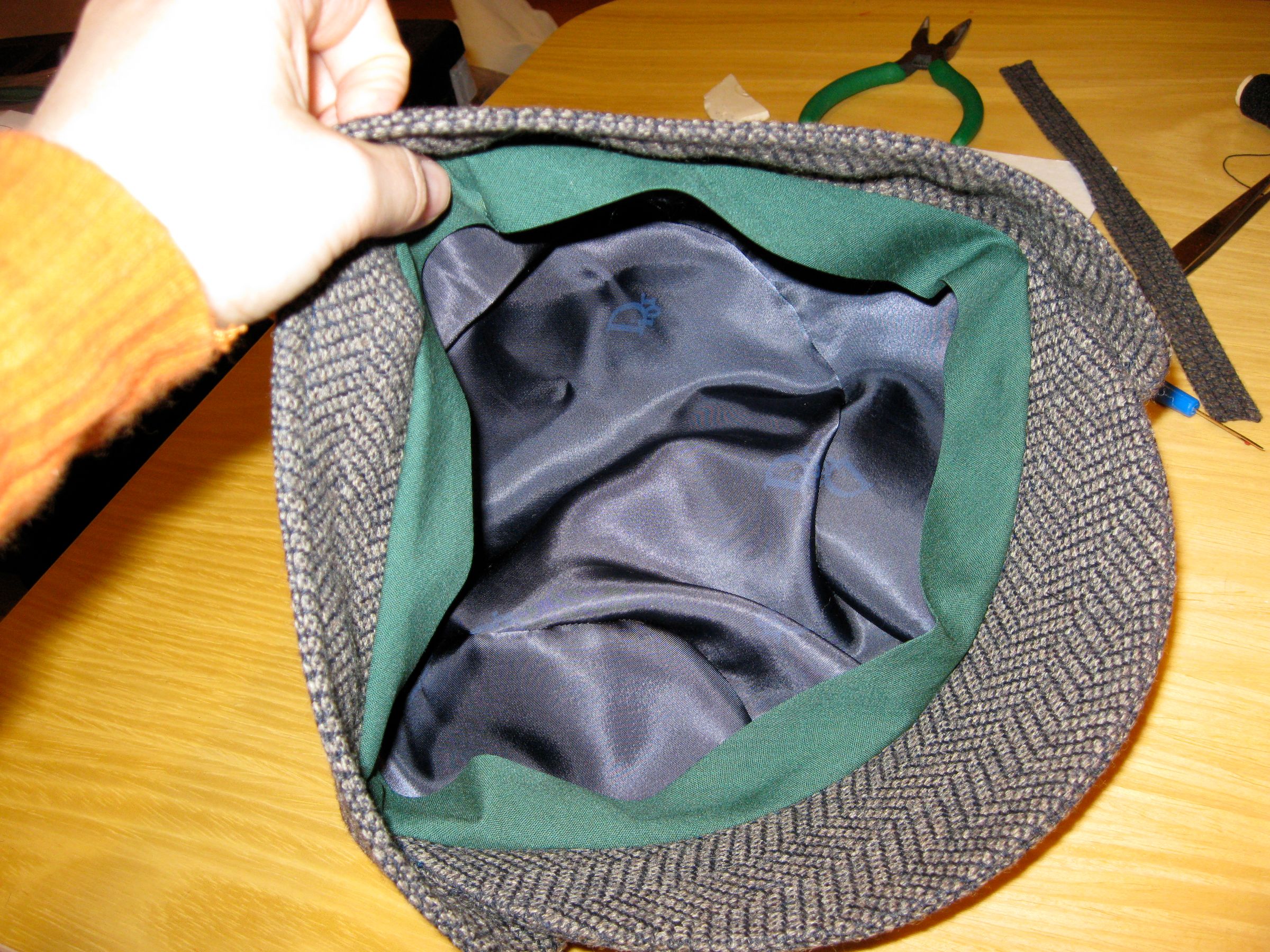 Checkpoint Charlie Hat : 7 Steps (with Pictures) - Instructables