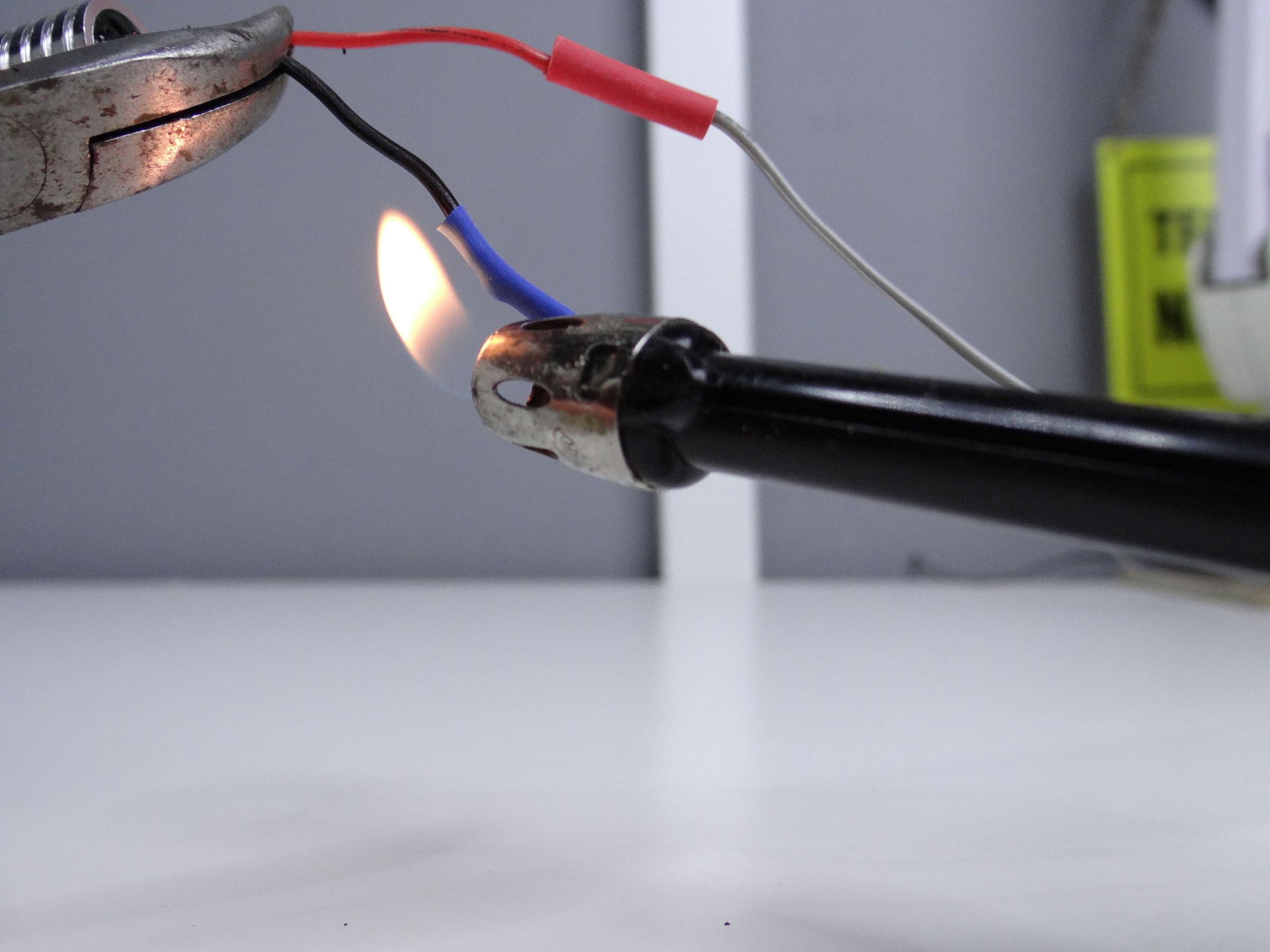 Bluetooth Voice Controlled Moving Lamp : 16 Steps (with Pictures ...