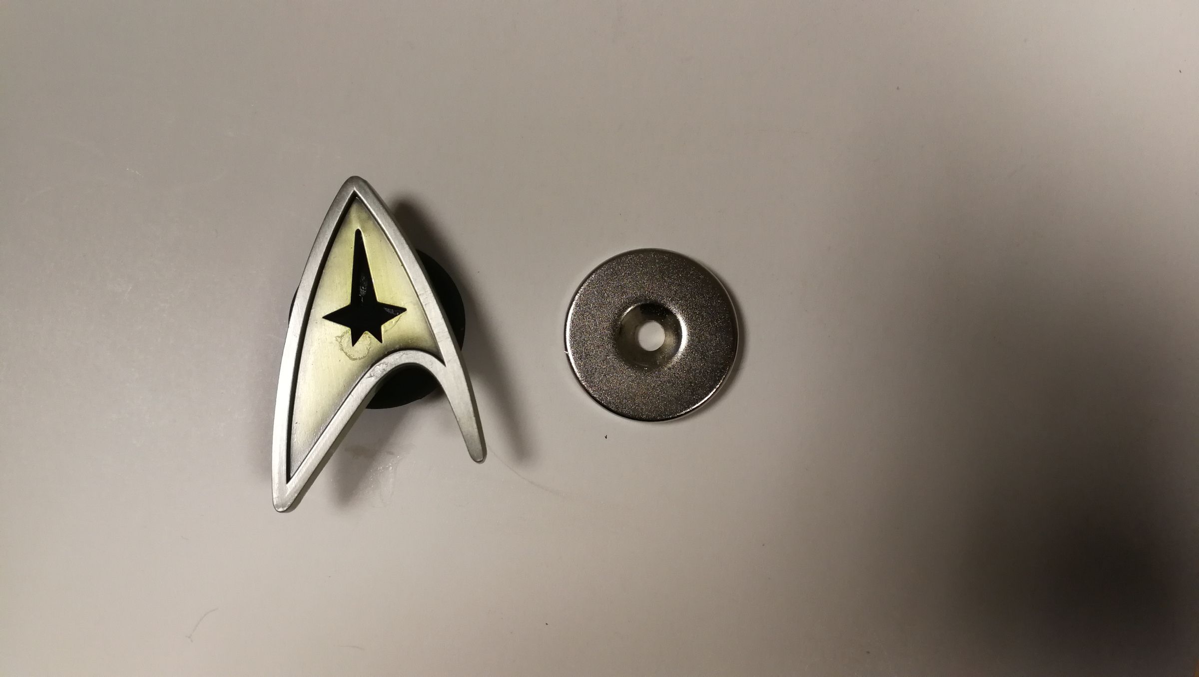 Star Trek Communicator Pin/Badge With Audio : 6 Steps - Instructables