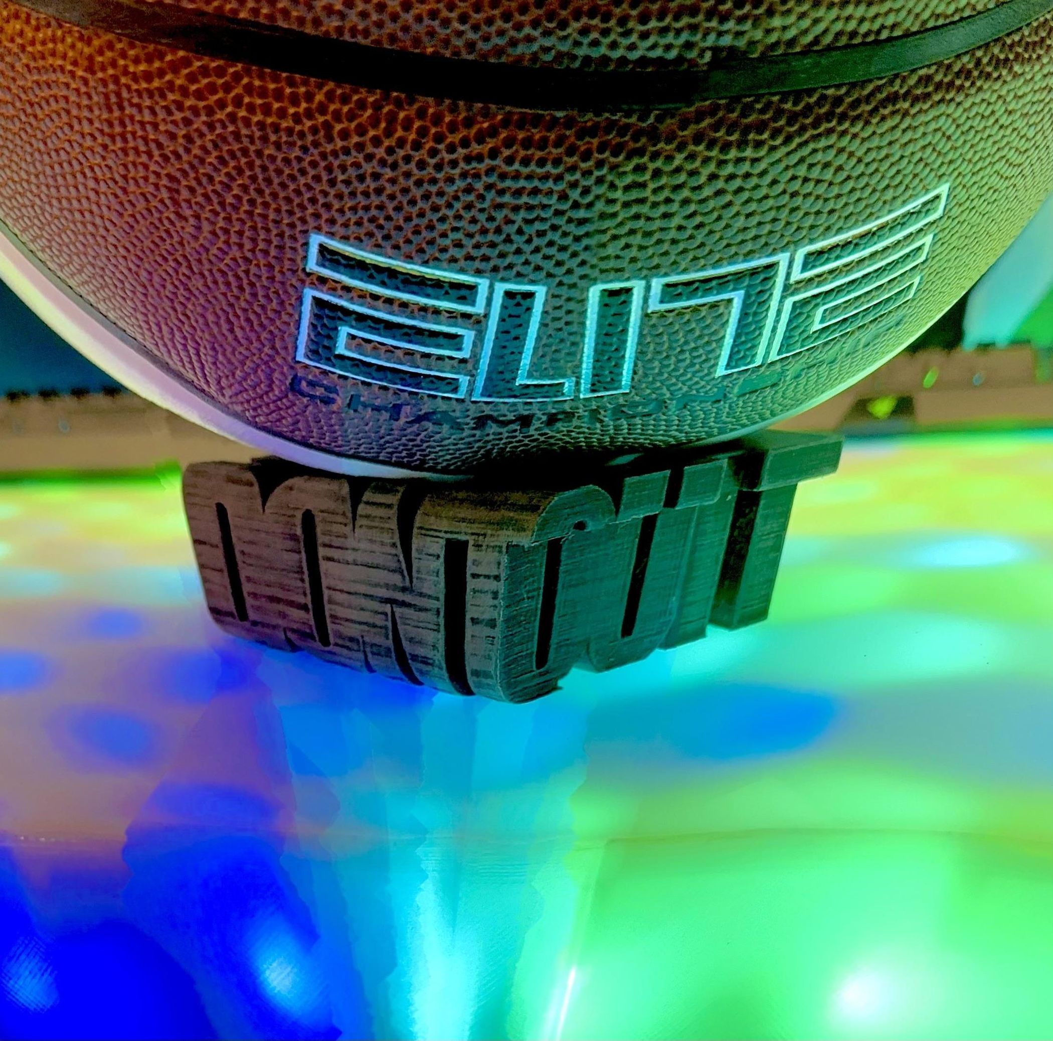 Two Word Text Stand : 6 Steps - Instructables