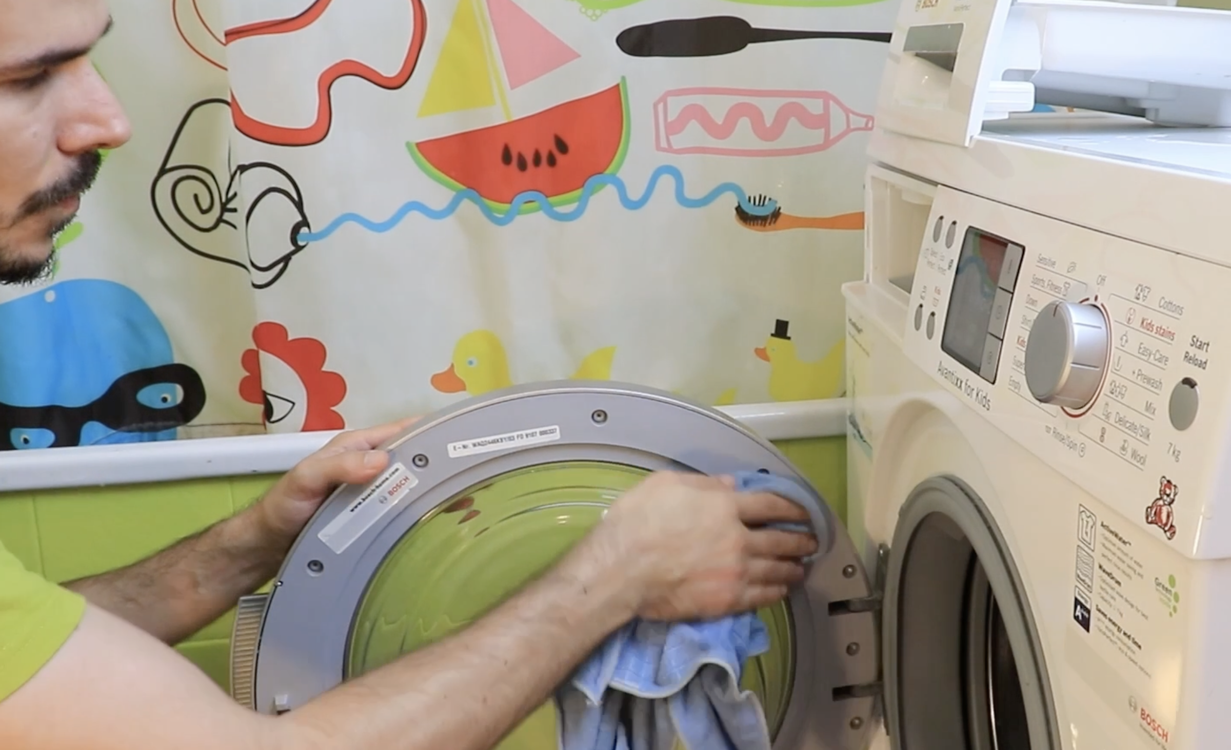 How to Clean a Smelly Washing Machine : 5 Steps (with Pictures ...