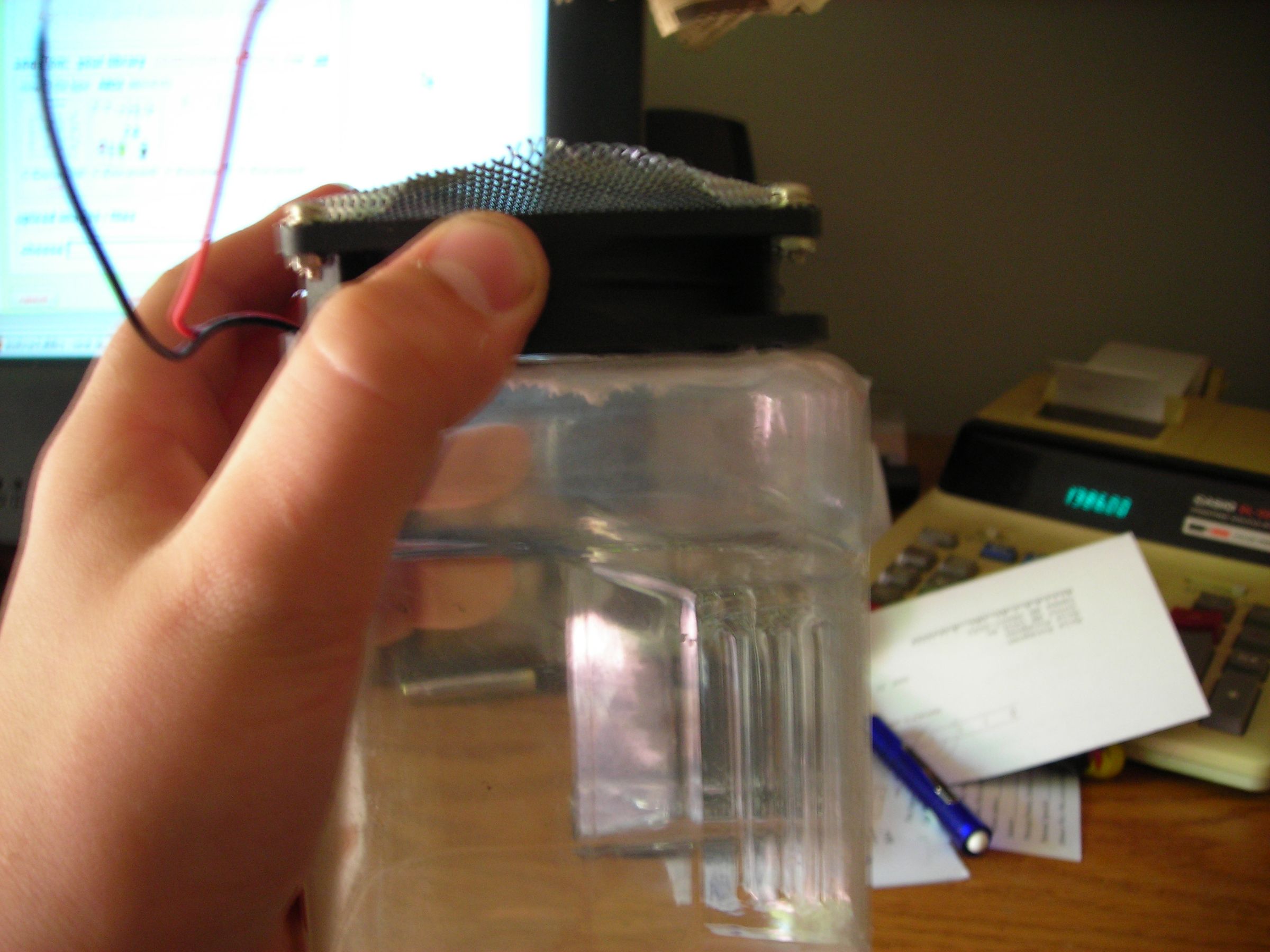 Mini Hovercraft? and Fan (mostly Fan) But Cool : 4 Steps - Instructables