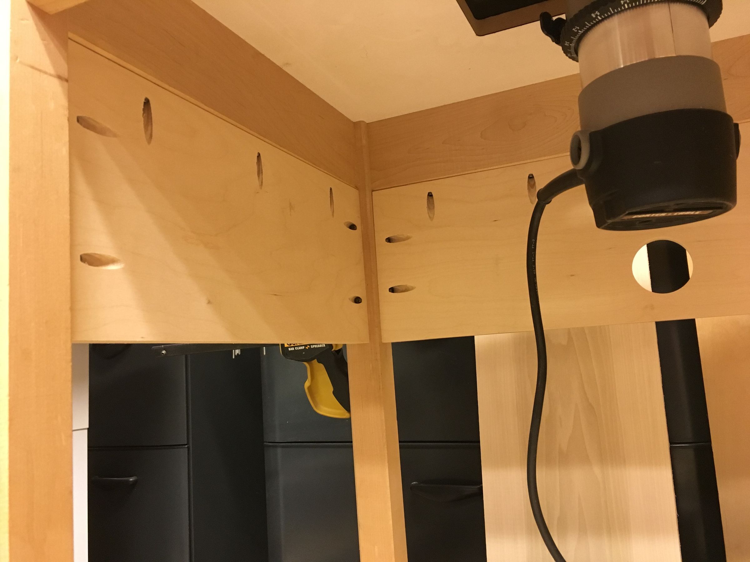 Router Table Major Improvements : 13 Steps (with Pictures) - Instructables