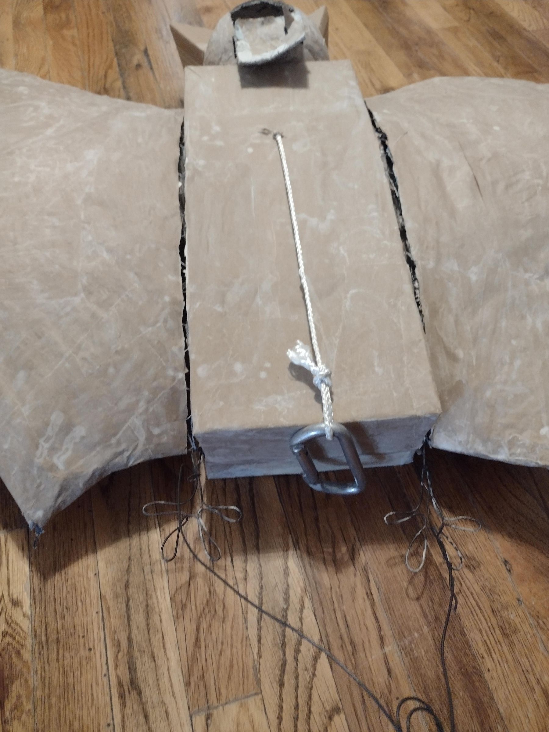 Swinging Giant Bat : 7 Steps - Instructables