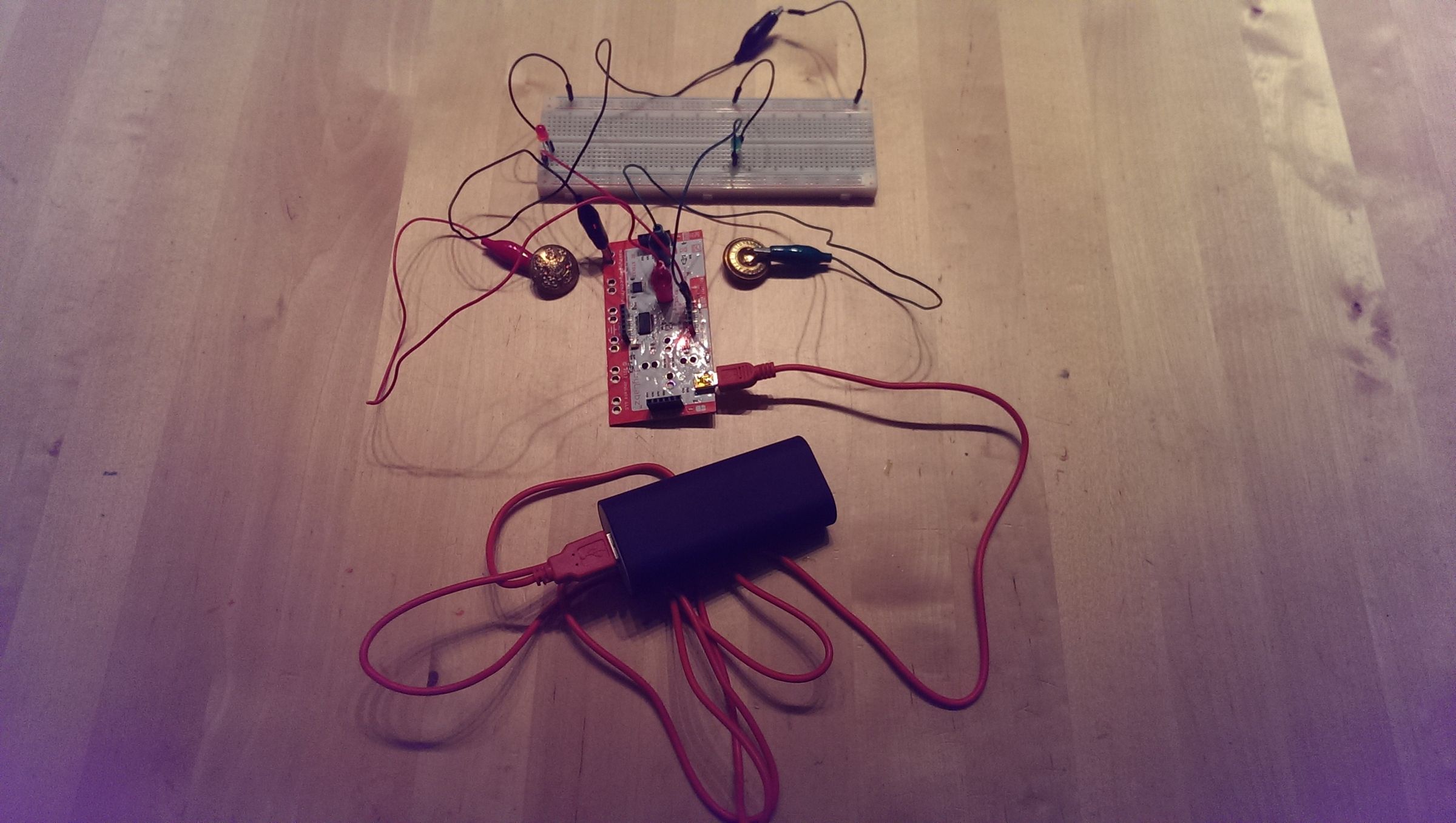 Wearable Turn Indicators With Makey Makey - Instructables