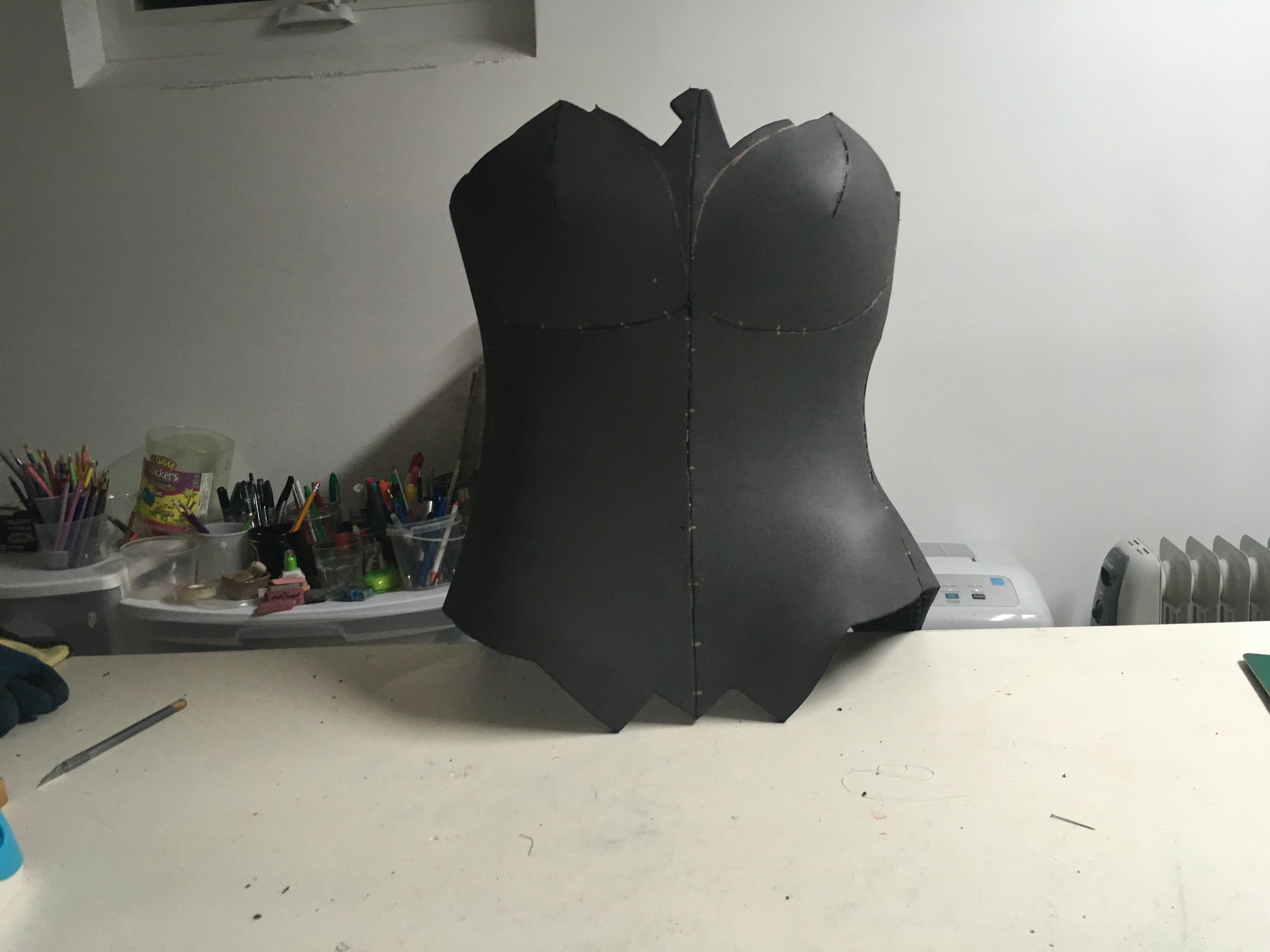 Wonder Woman Cosplay: Body Armour and Gladiator Skirt : 11 Steps (with ...