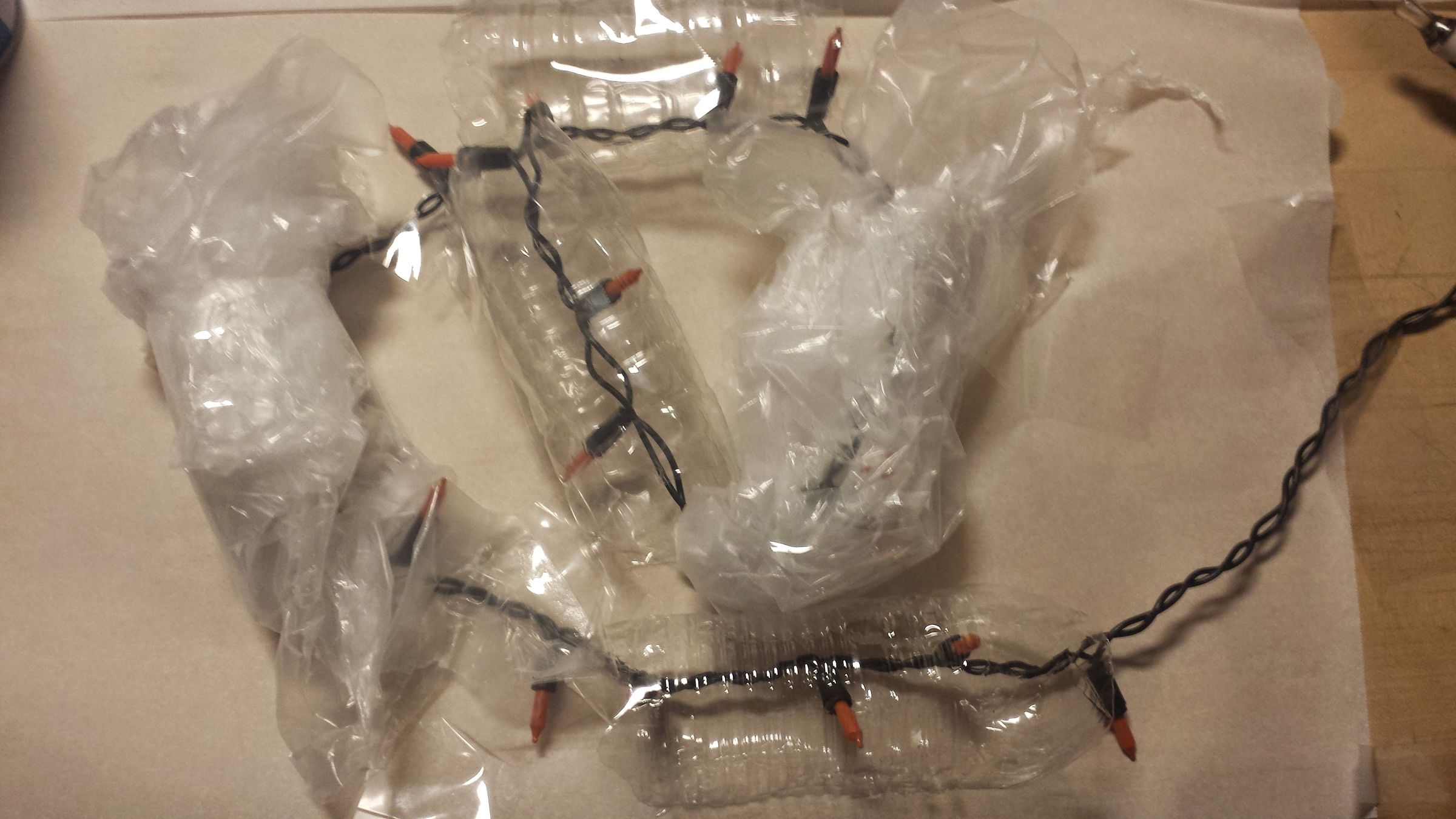 Burnt Corpse / Burning Embers Halloween Prop : 7 Steps - Instructables