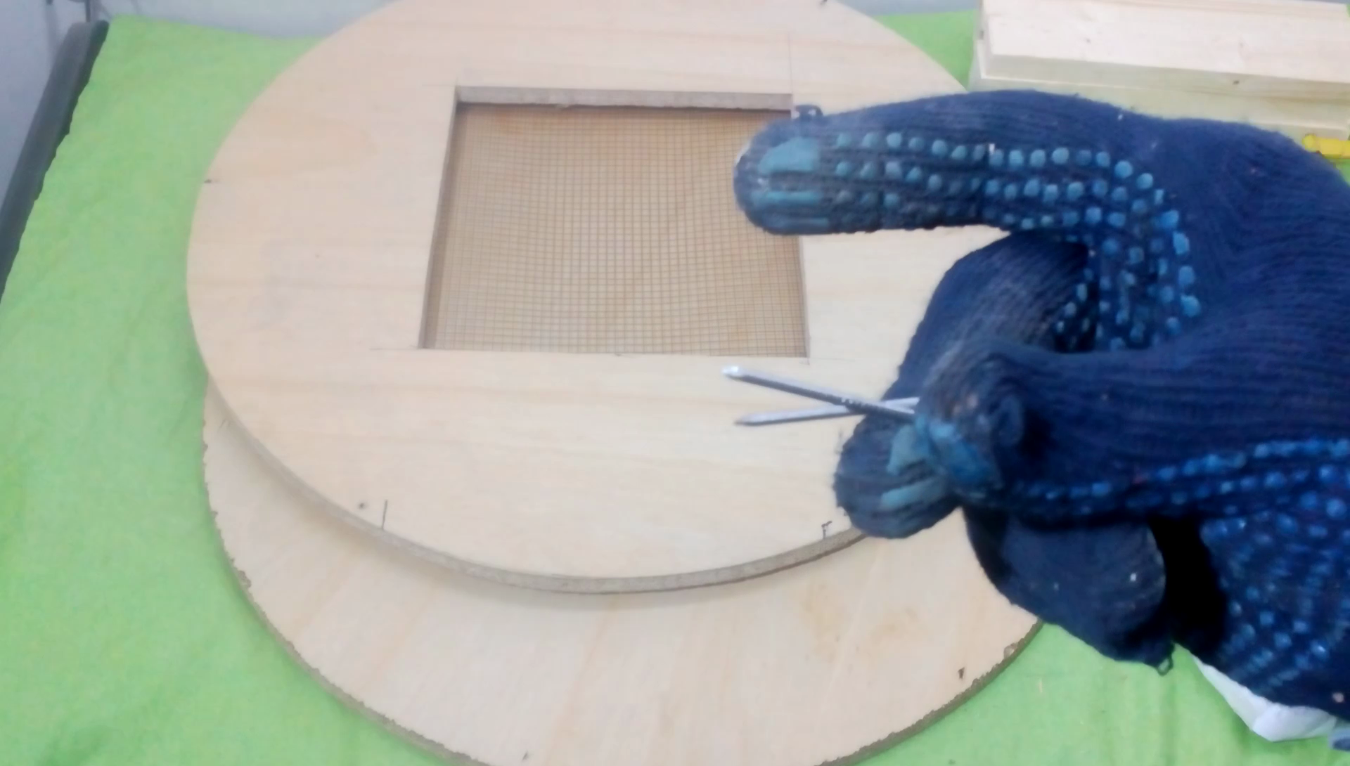 How to Make Brooder for Chicks : 7 Steps (with Pictures) - Instructables