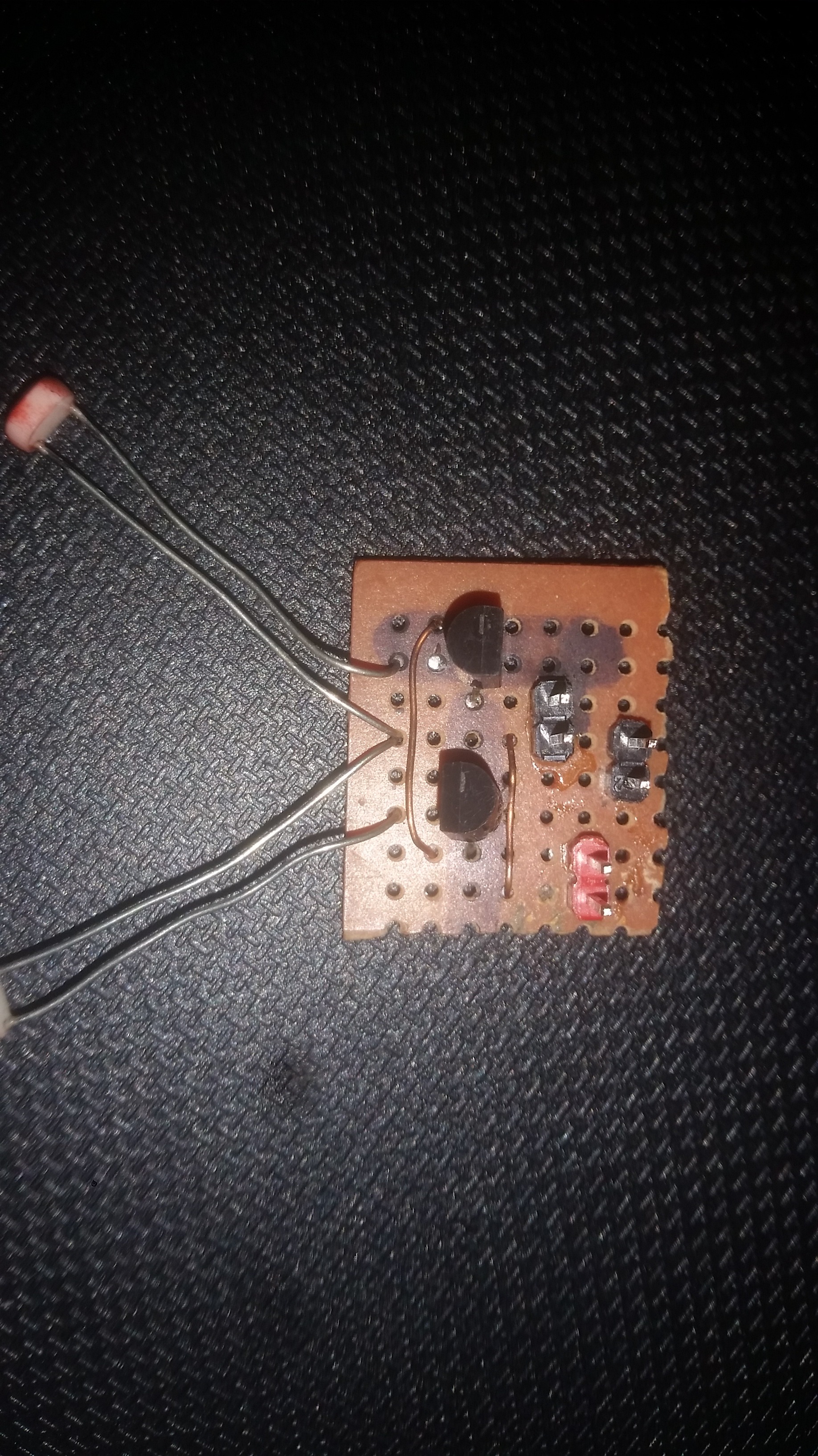 Simple Easy Diy Light Following Robot Without Micro Controller ...