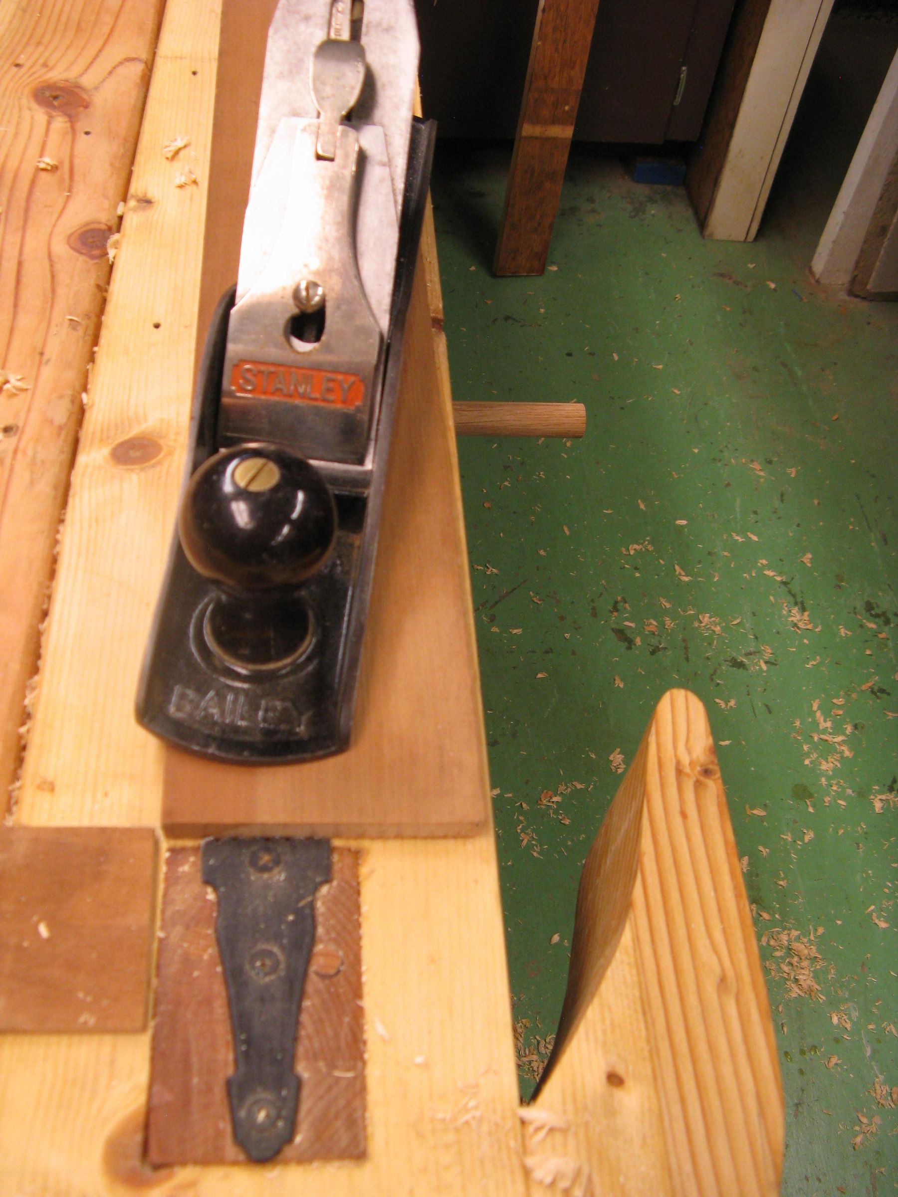 English-style Joinery Workbench : 8 Steps (with Pictures) - Instructables