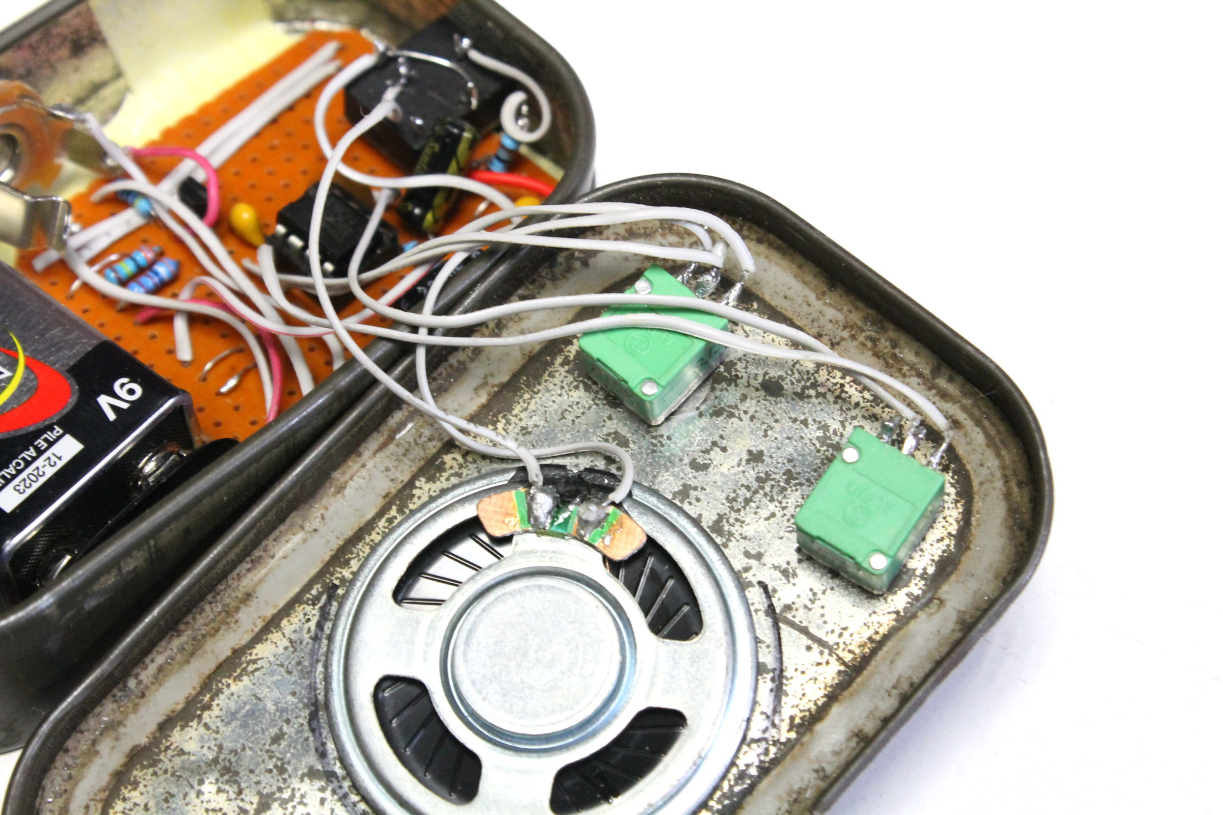 Portable Ruby Guitar Amp : 12 Steps (with Pictures) - Instructables