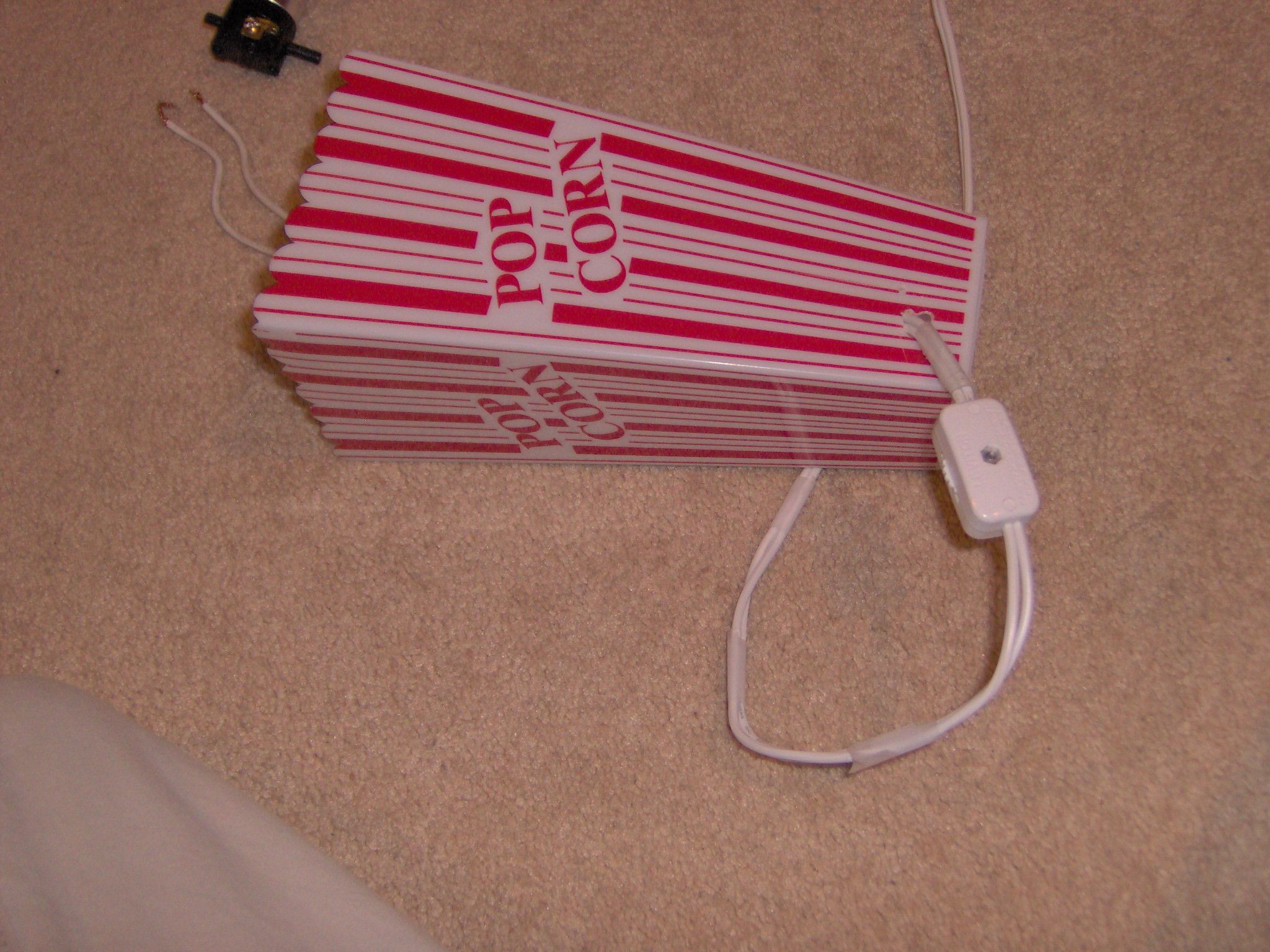 Popcorn Lamp : 5 Steps - Instructables