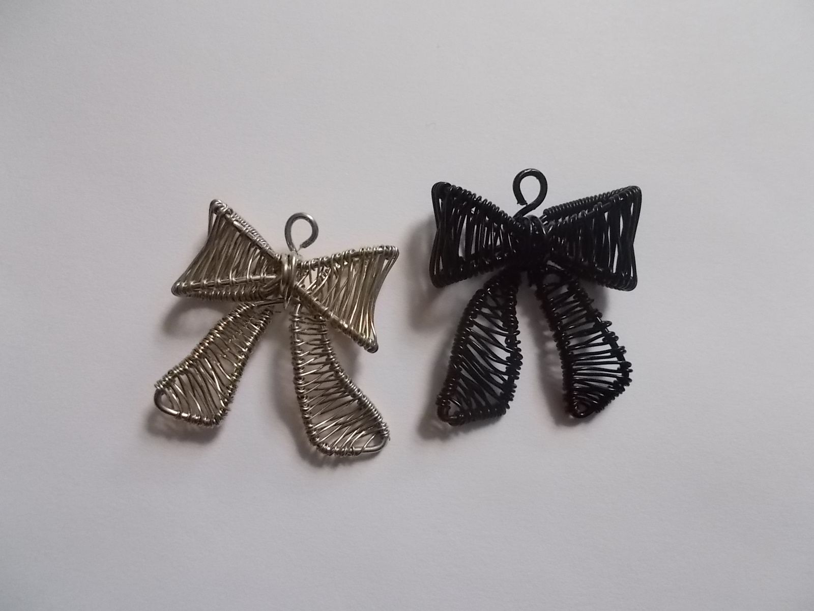 Woven Bow Charm : 12 Steps (with Pictures) - Instructables