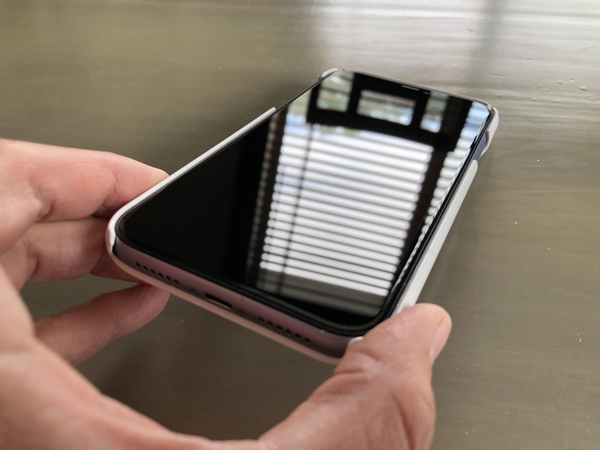 Replacing Your Phone Screencover : 9 Steps - Instructables