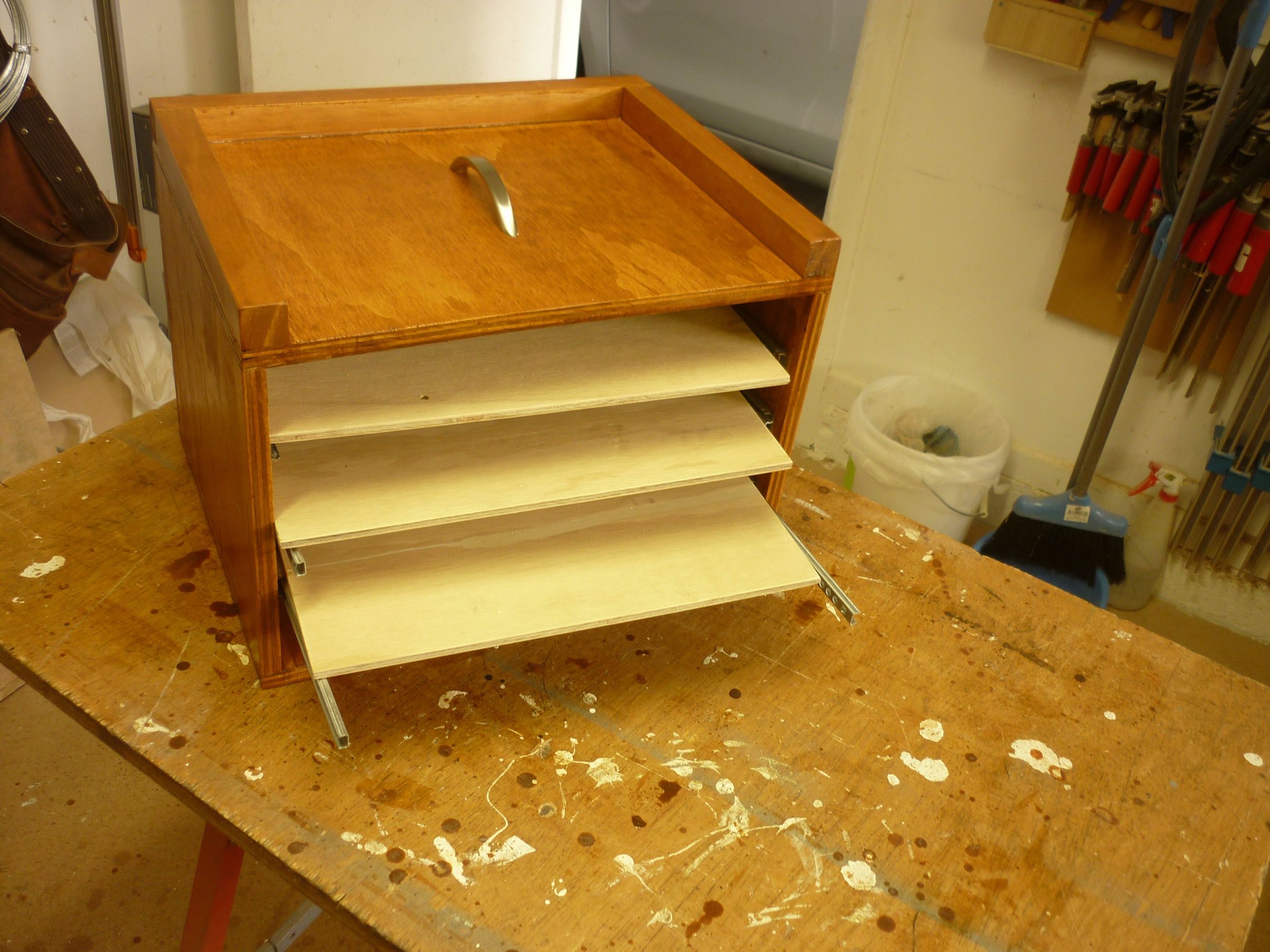 Small Tool Chest : 10 Steps (with Pictures) - Instructables