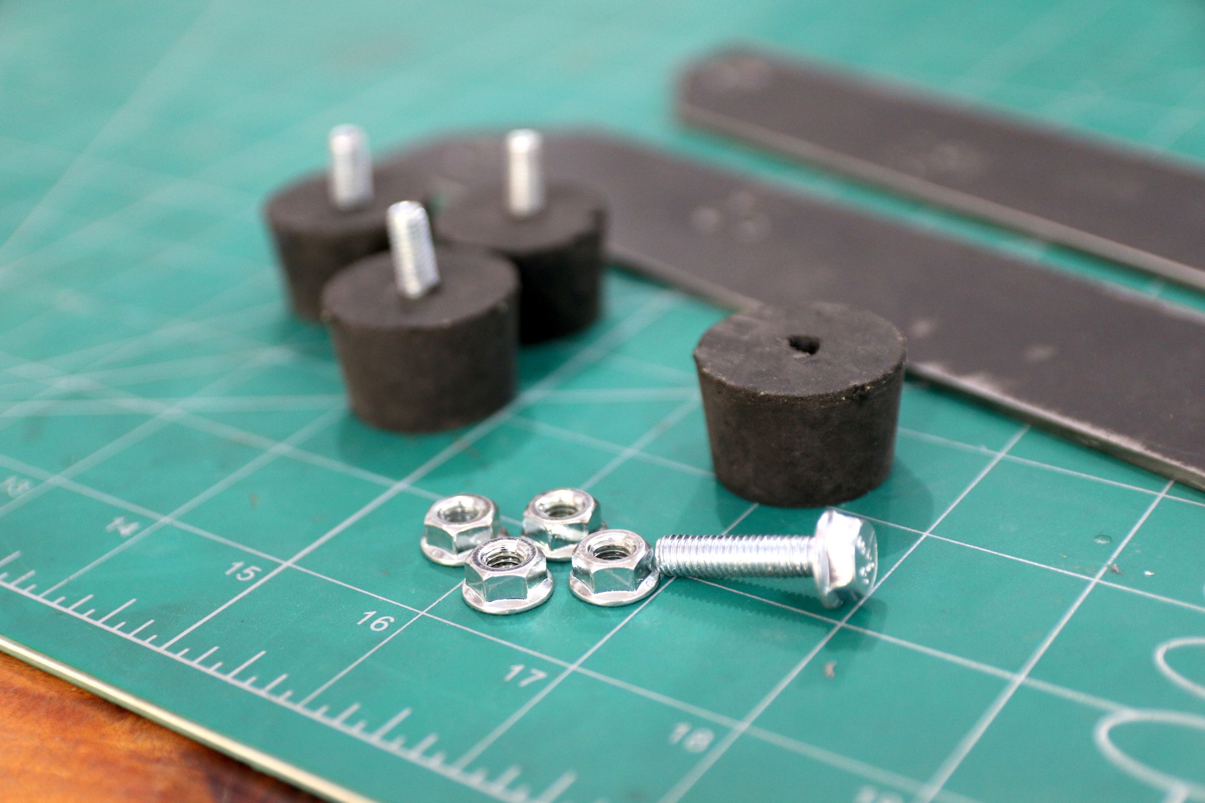 DIY Miniature Gasoline Generator : 10 Steps (with Pictures) - Instructables
