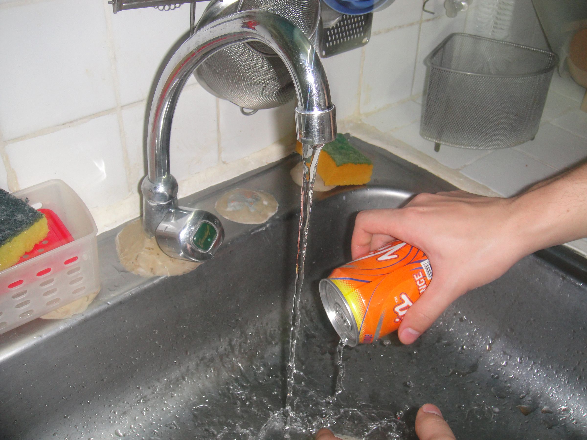 Canned Drink Prank : 5 Steps - Instructables