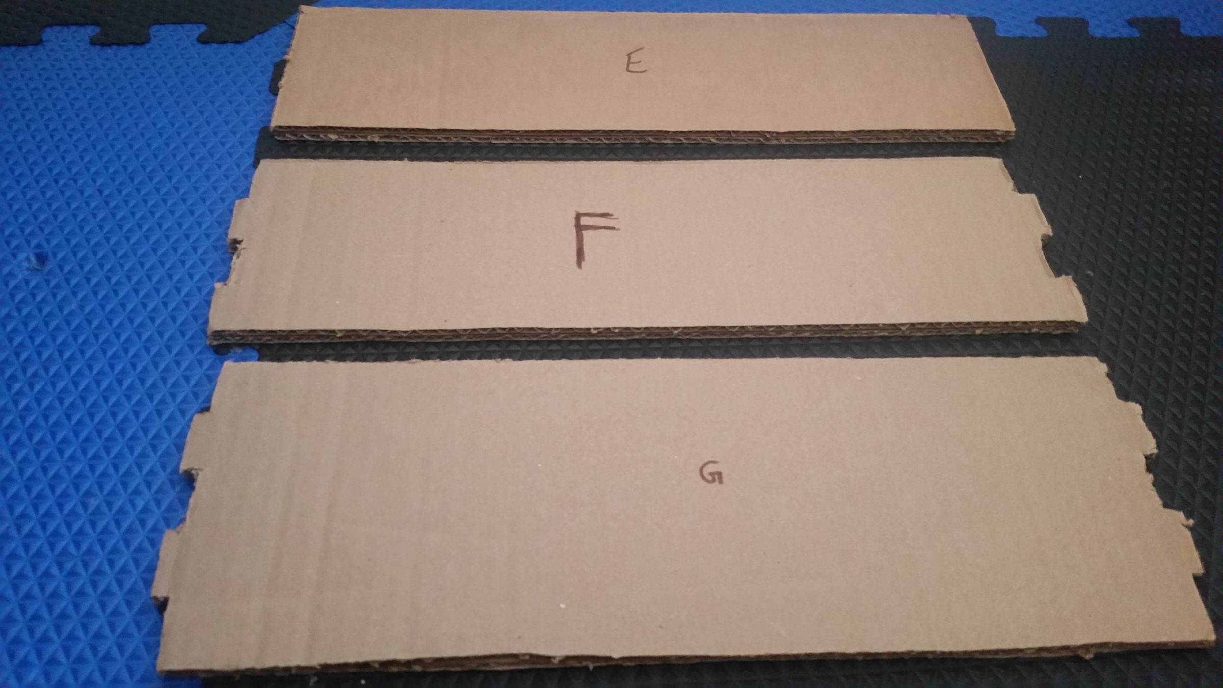 How to Make a Cardboard Standing Desk : 5 Steps (with Pictures ...