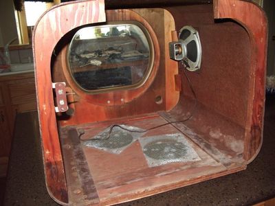 Rescue a Vintage TV Cabinet : 5 Steps (with Pictures) - Instructables