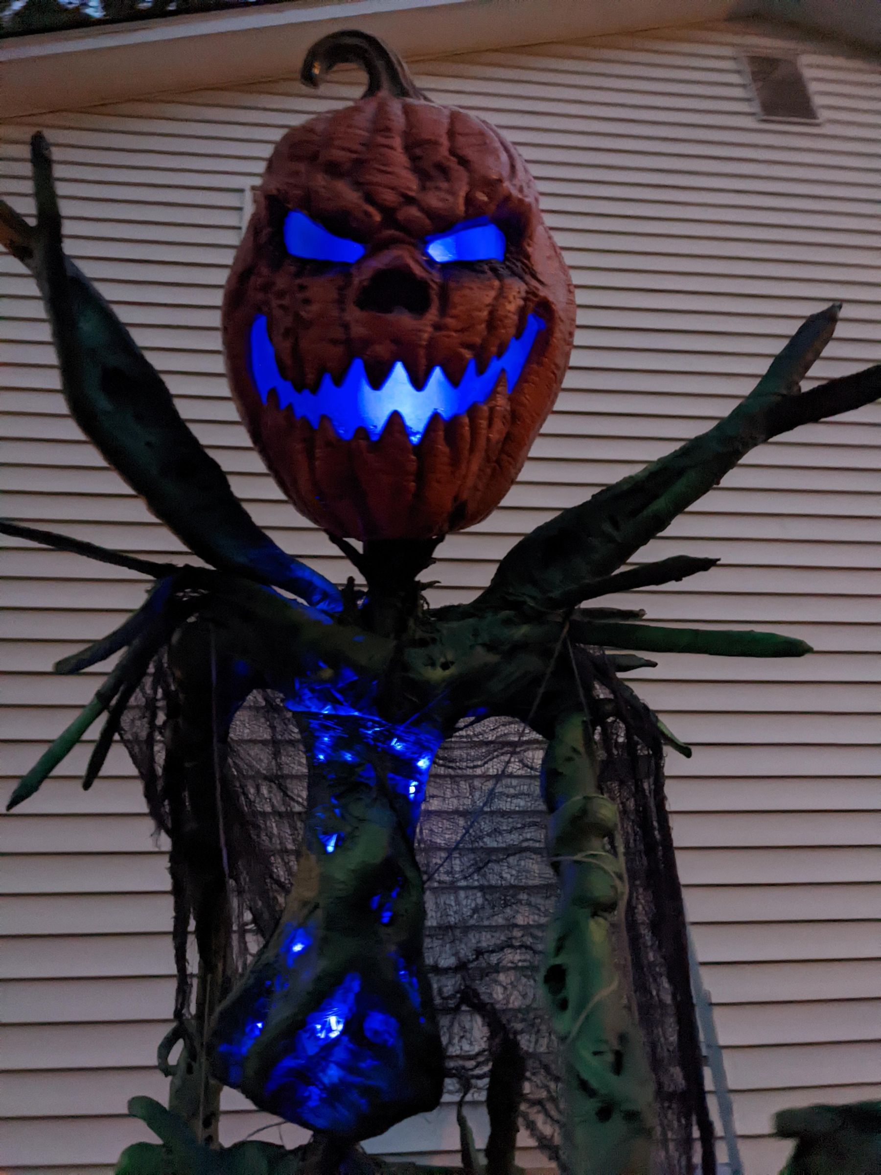 DIY 12ft Grimacing Pumpkin Monster Halloween Prop /Decoration : 5 Steps ...