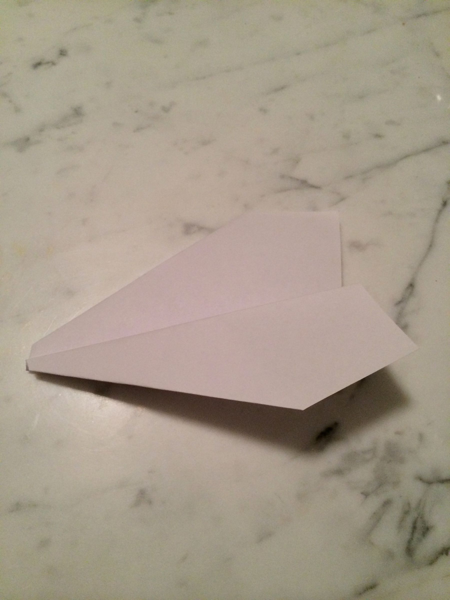 How to Make the Perfect Paper Airplane : 8 Steps - Instructables