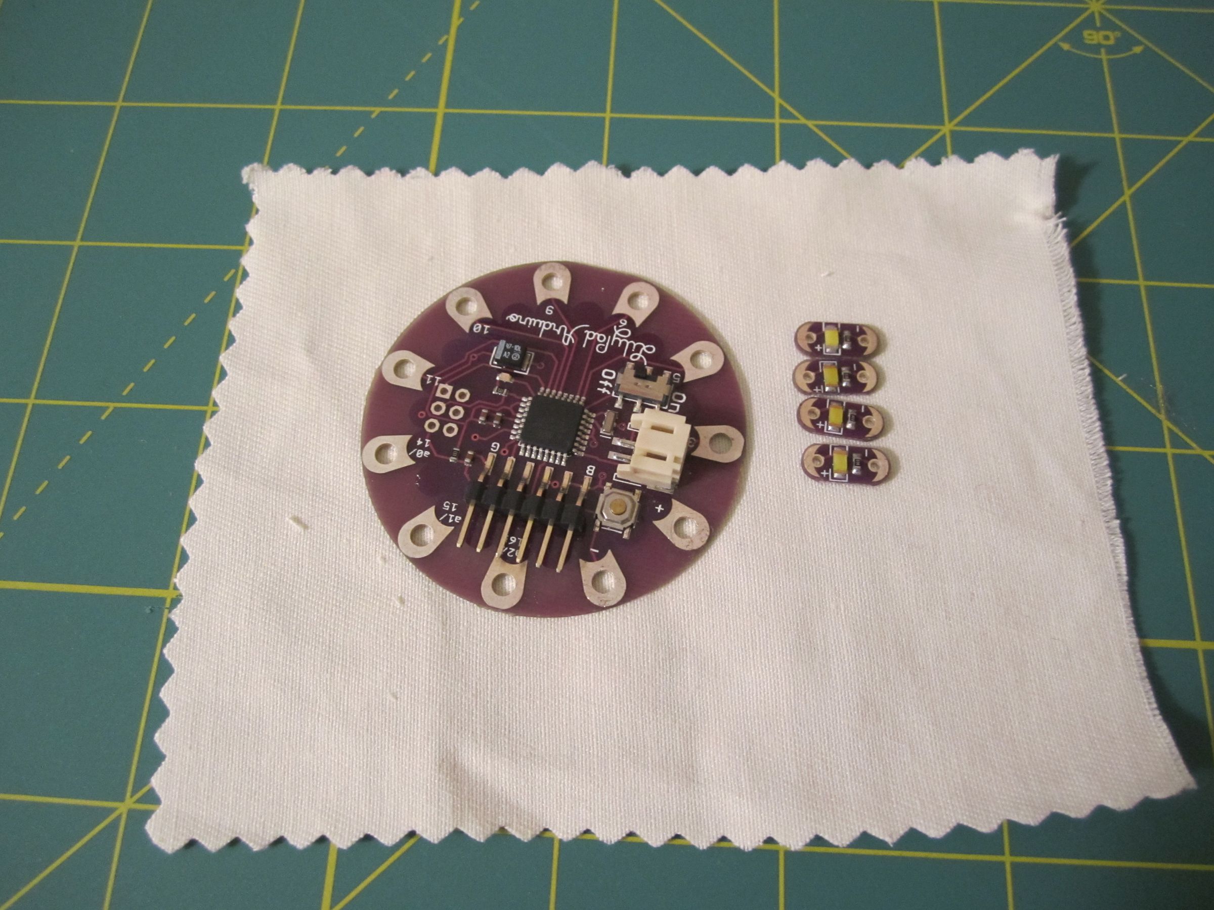 Proximity-Sensing Pocket Squares : 8 Steps (with Pictures) - Instructables