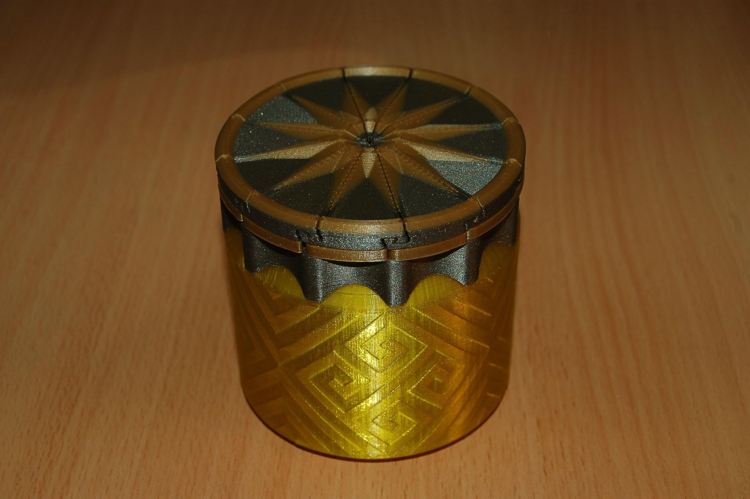 Decorative Iris Box Guide : 11 Steps (with Pictures) - Instructables