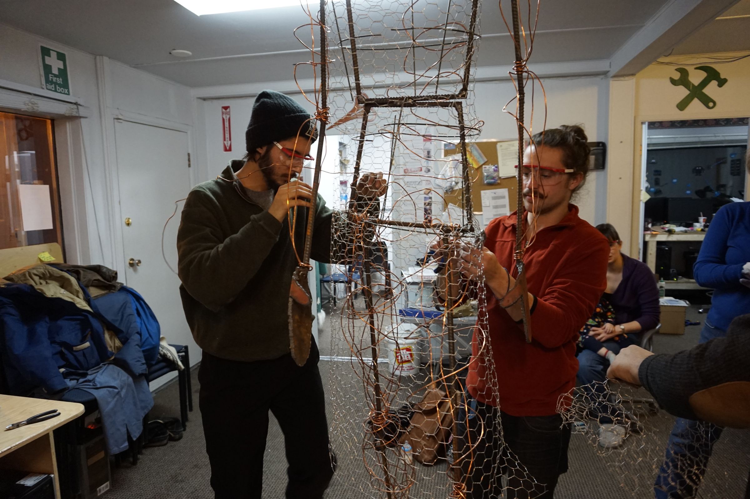 7-foot-tall Woman Wire Sculpture : 5 Steps (with Pictures) - Instructables