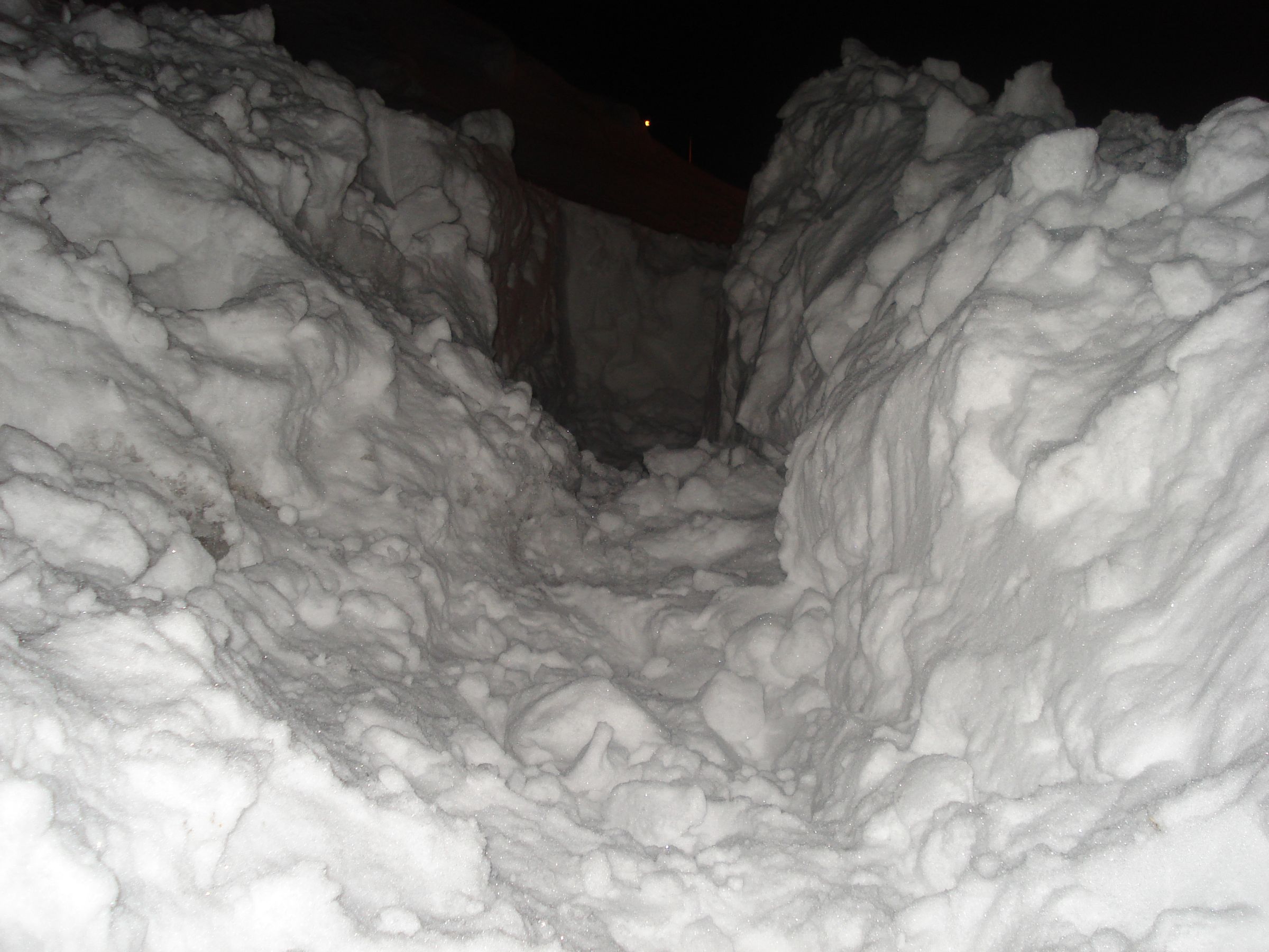 How to Build a Snow Fort : 6 Steps - Instructables