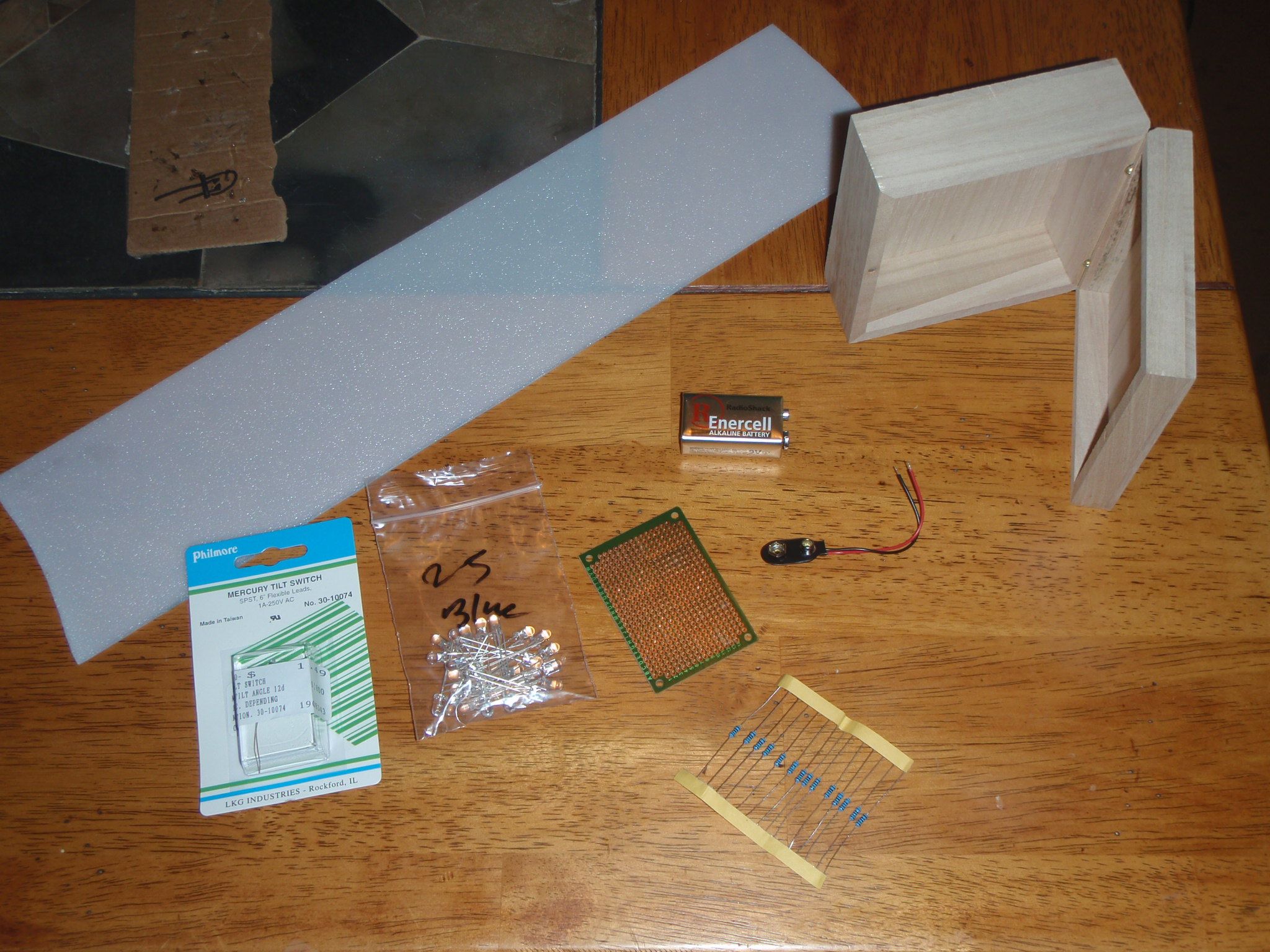 LED Tilt Light Box : 5 Steps (with Pictures) - Instructables