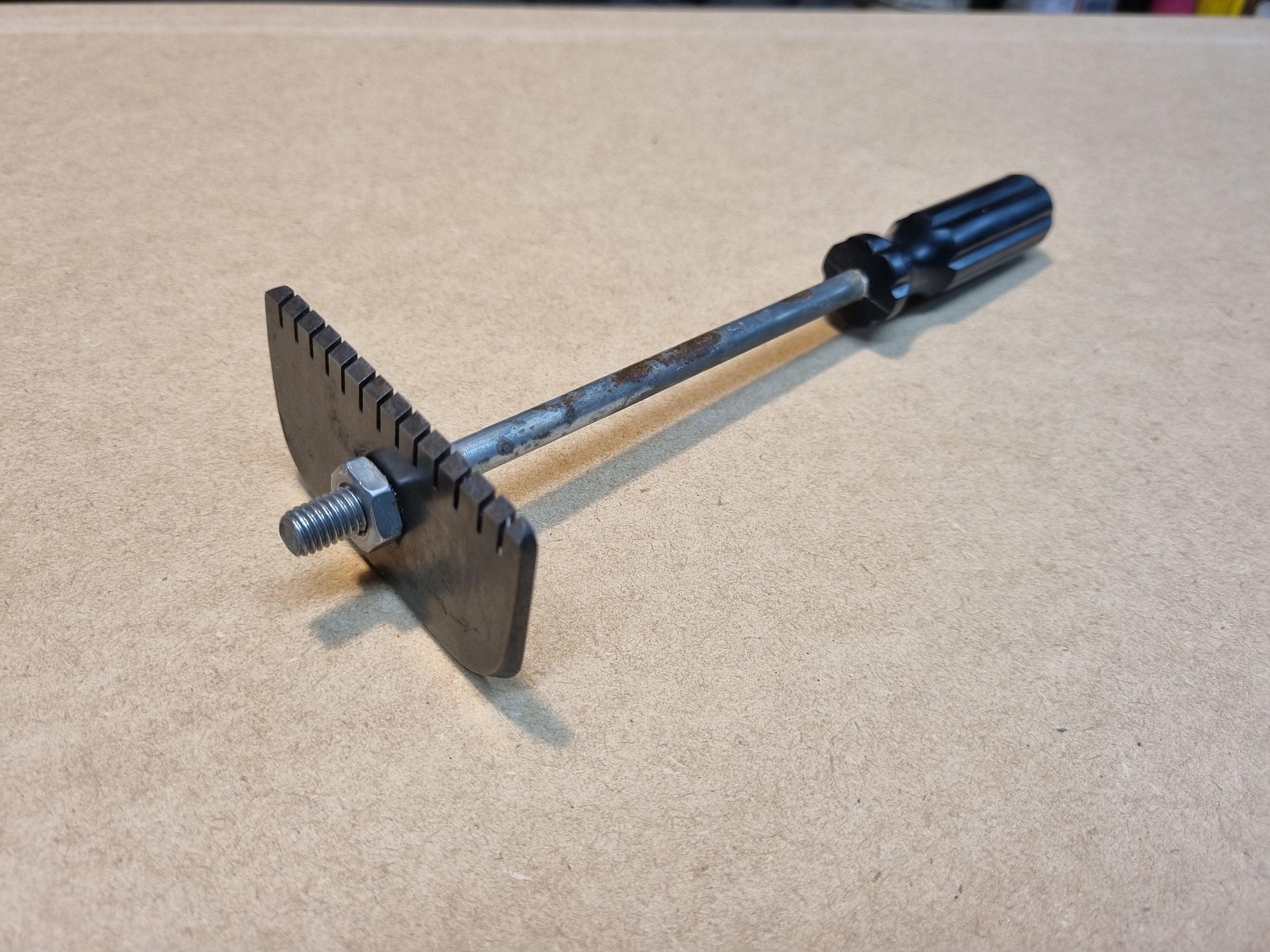 De-Fleshing Tools : 5 Steps (with Pictures) - Instructables